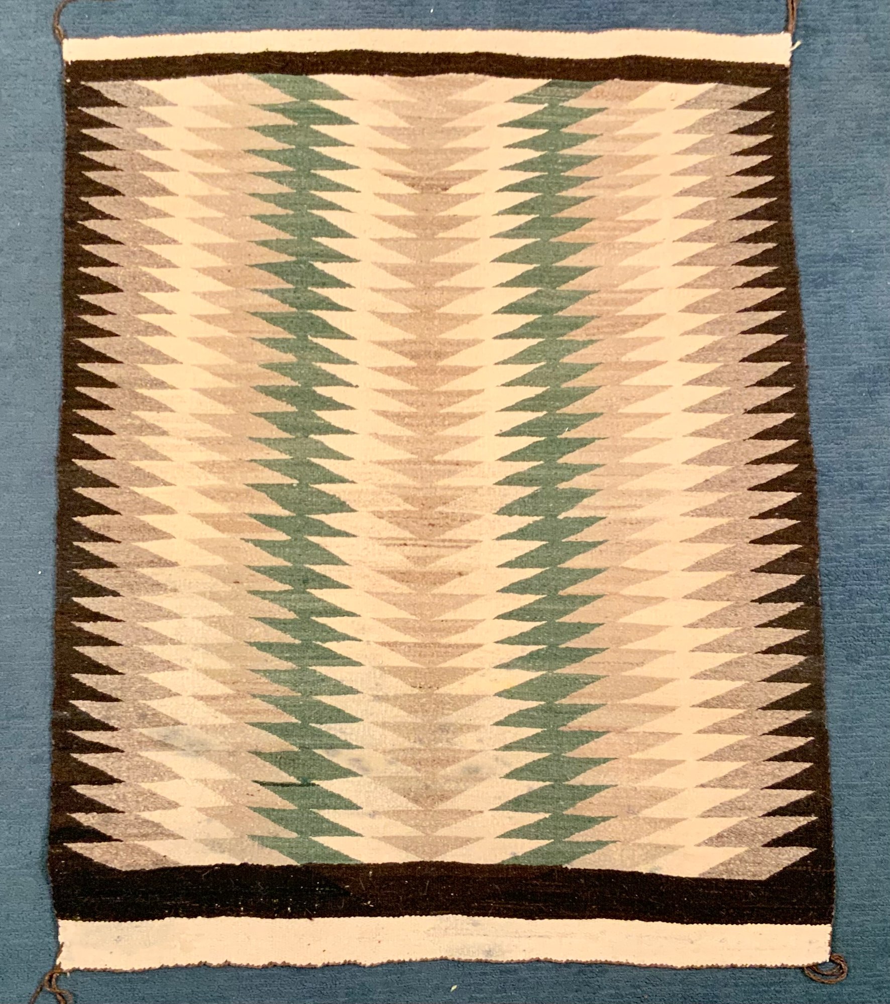 Vintage Native American Rug (CTF10) #42335 | Auctionninja.com