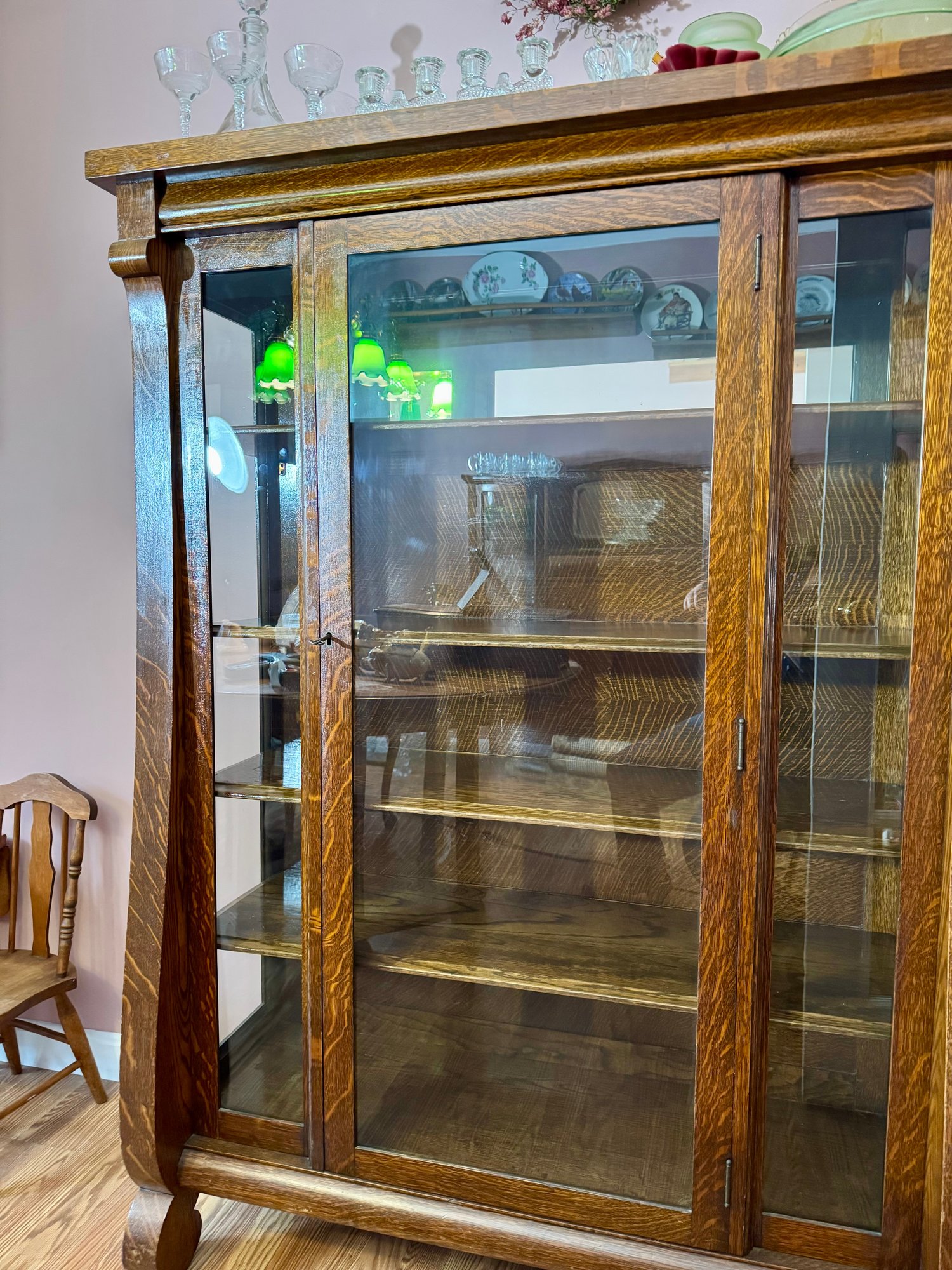 Antique Tiger Oak China Cabinet #54057 | Auctionninja.com
