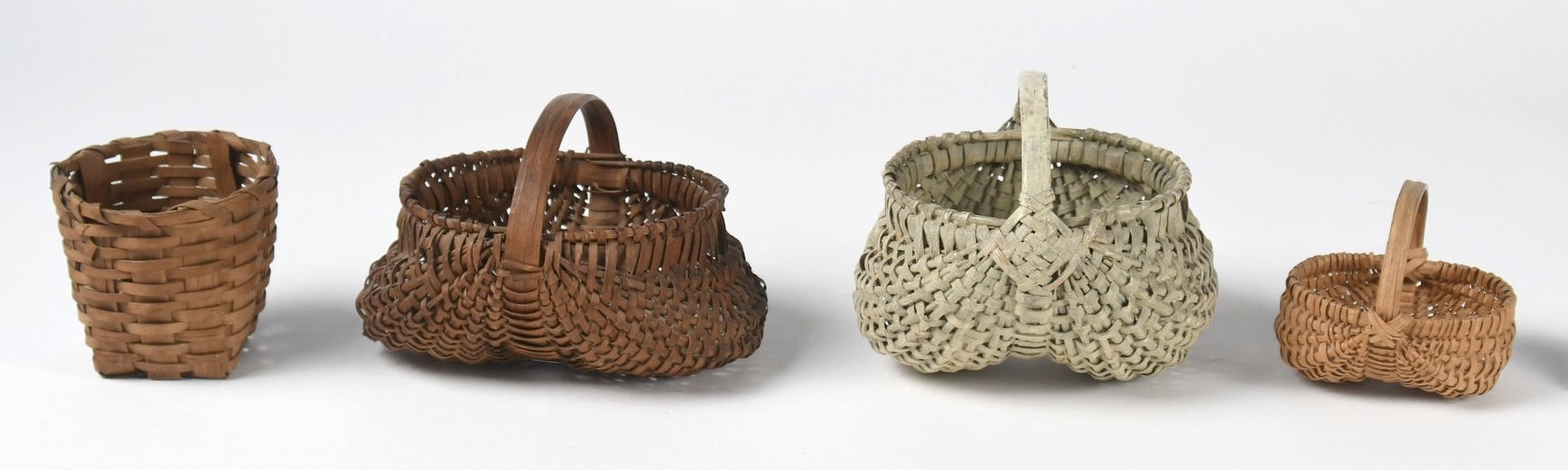Four Small Antique Baskets (CTF10) #40049 | Auctionninja.com