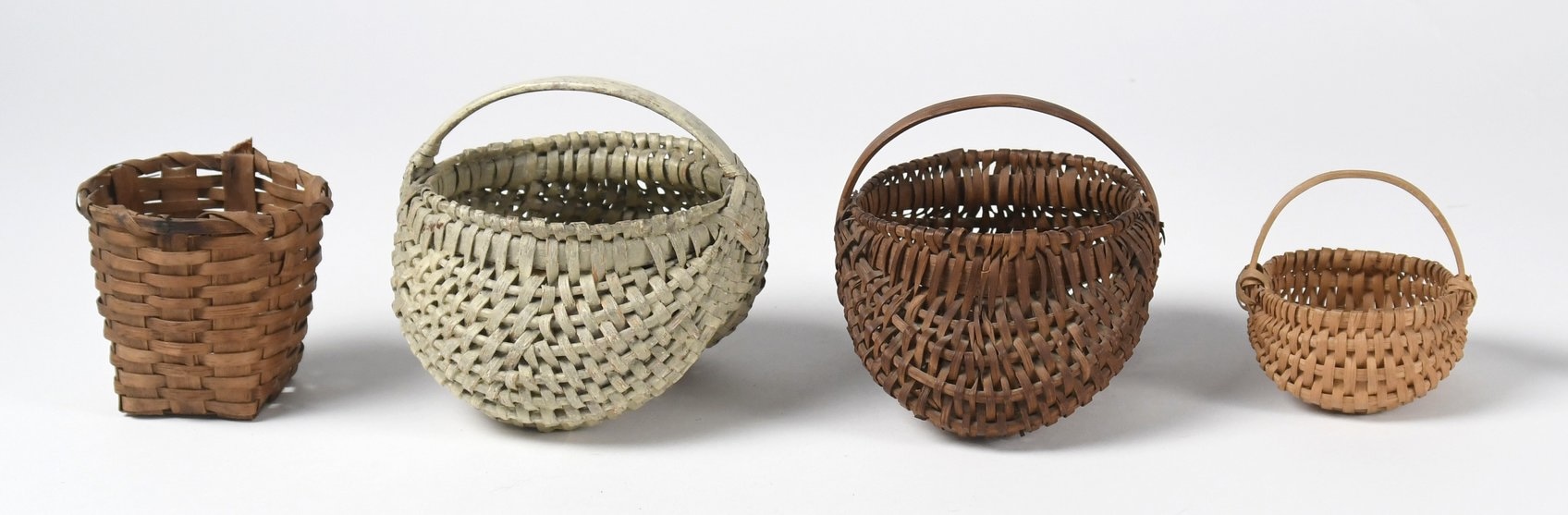 Four Small Antique Baskets (CTF10) #40049 | Auctionninja.com