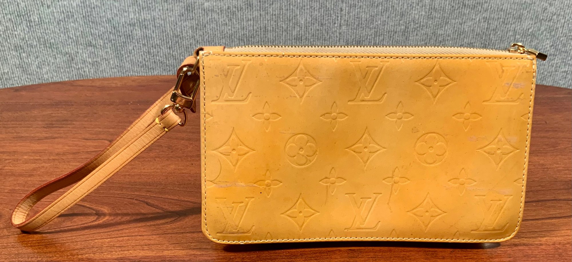 Louis Vuitton Monogrammed Varnished Leather Wallet (CTF10) #39295 ...