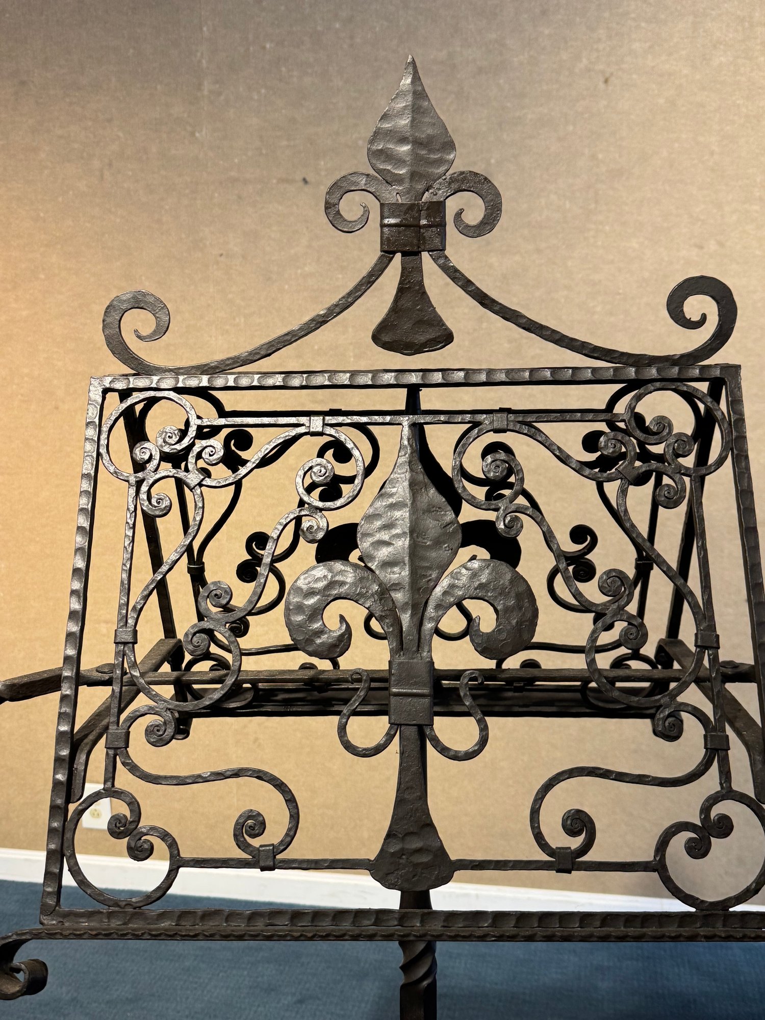 Bespoke Wrought Iron Medieval Book Stand (CTF30) #44009 | Auctionninja.com
