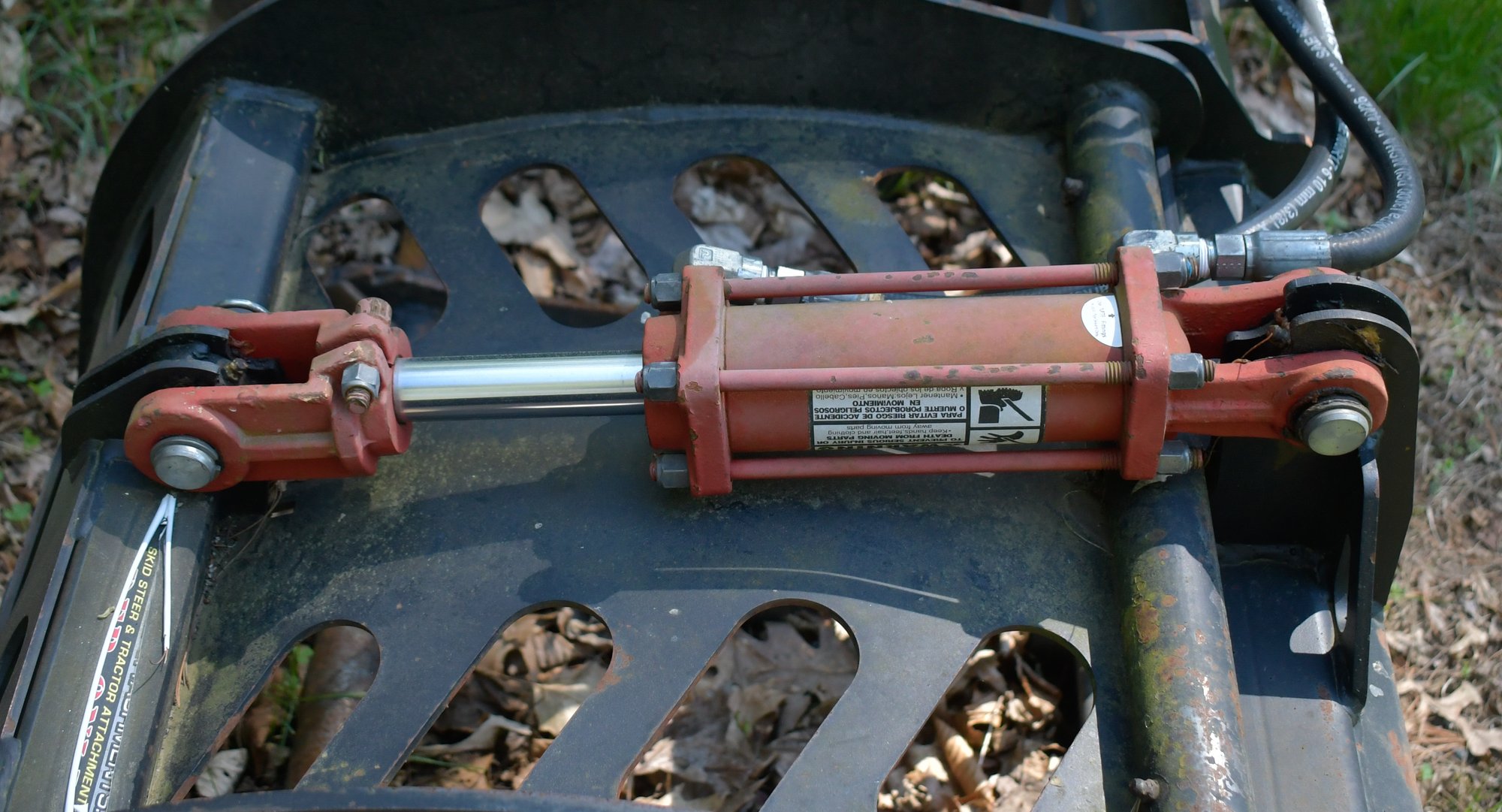 Everything Attachment Hydraulic Tractor Grapple (NH Pick Up & Delivery ...