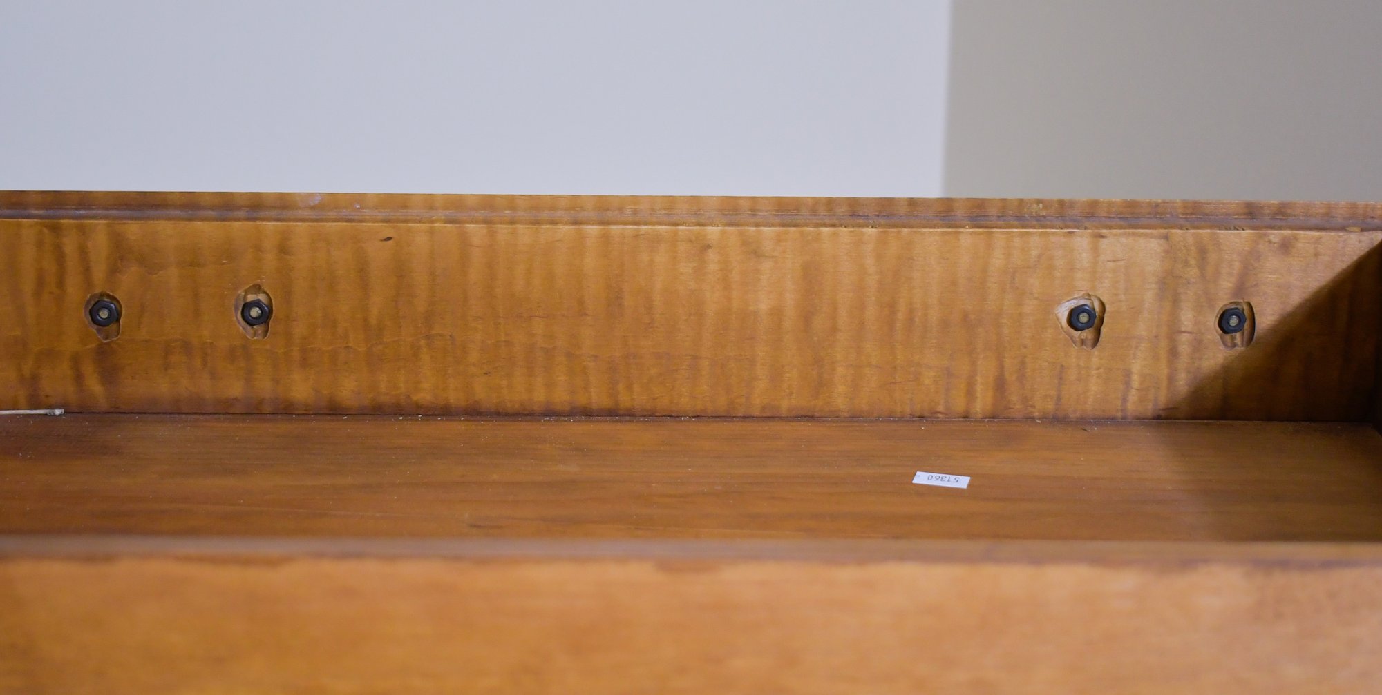 David Lefort Tiger Maple Bachelors Chest (CTF30) #51360 | Auctionninja.com