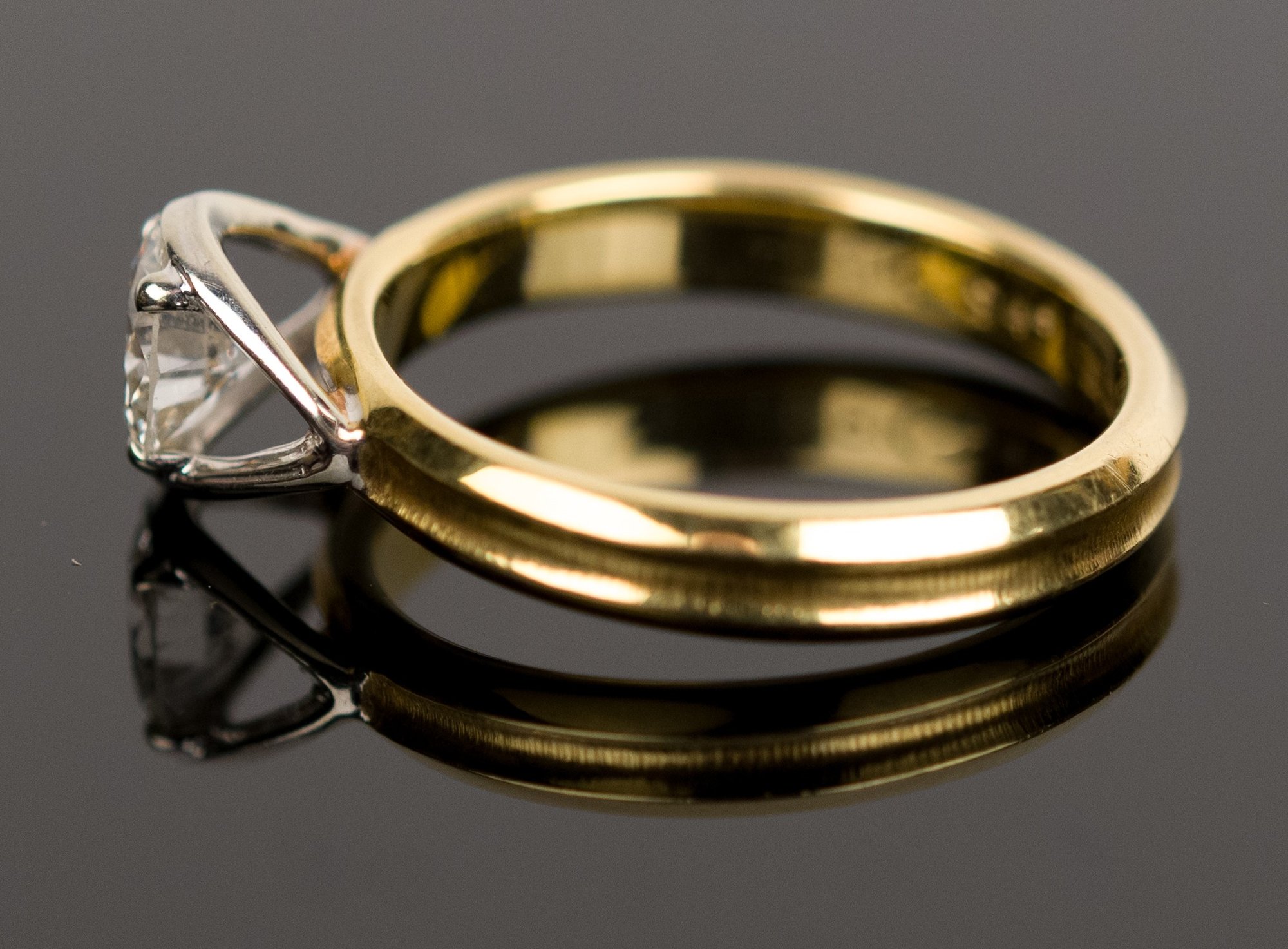 18k Gold .50 Ct. Diamond Ring (CTF10) #54417 | Auctionninja.com