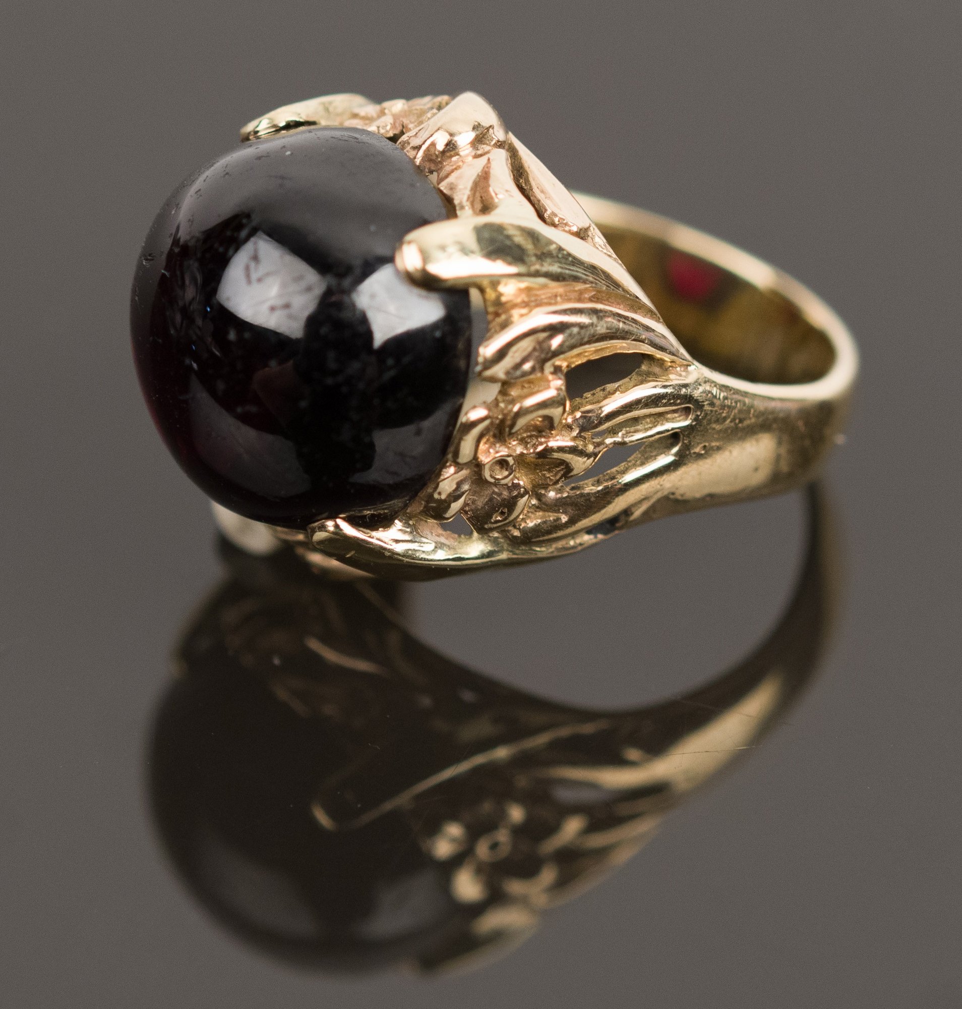 Vintage 14k Gold Carved Floral Garnet Cabochon Ring (CTF10) #48912 ...