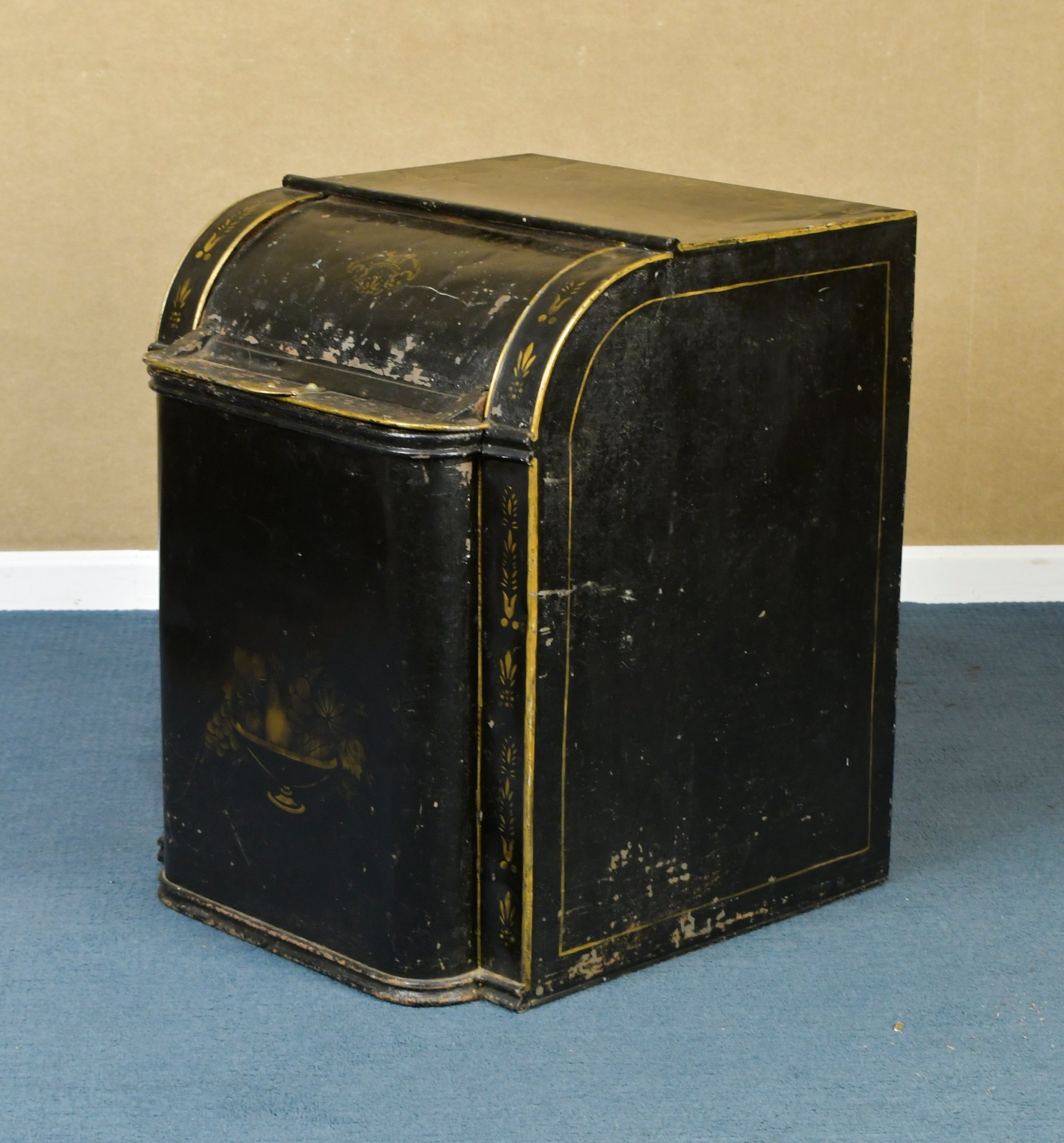 Antique Painted Tin Storage Bin (CTF20) #42165 | Auctionninja.com