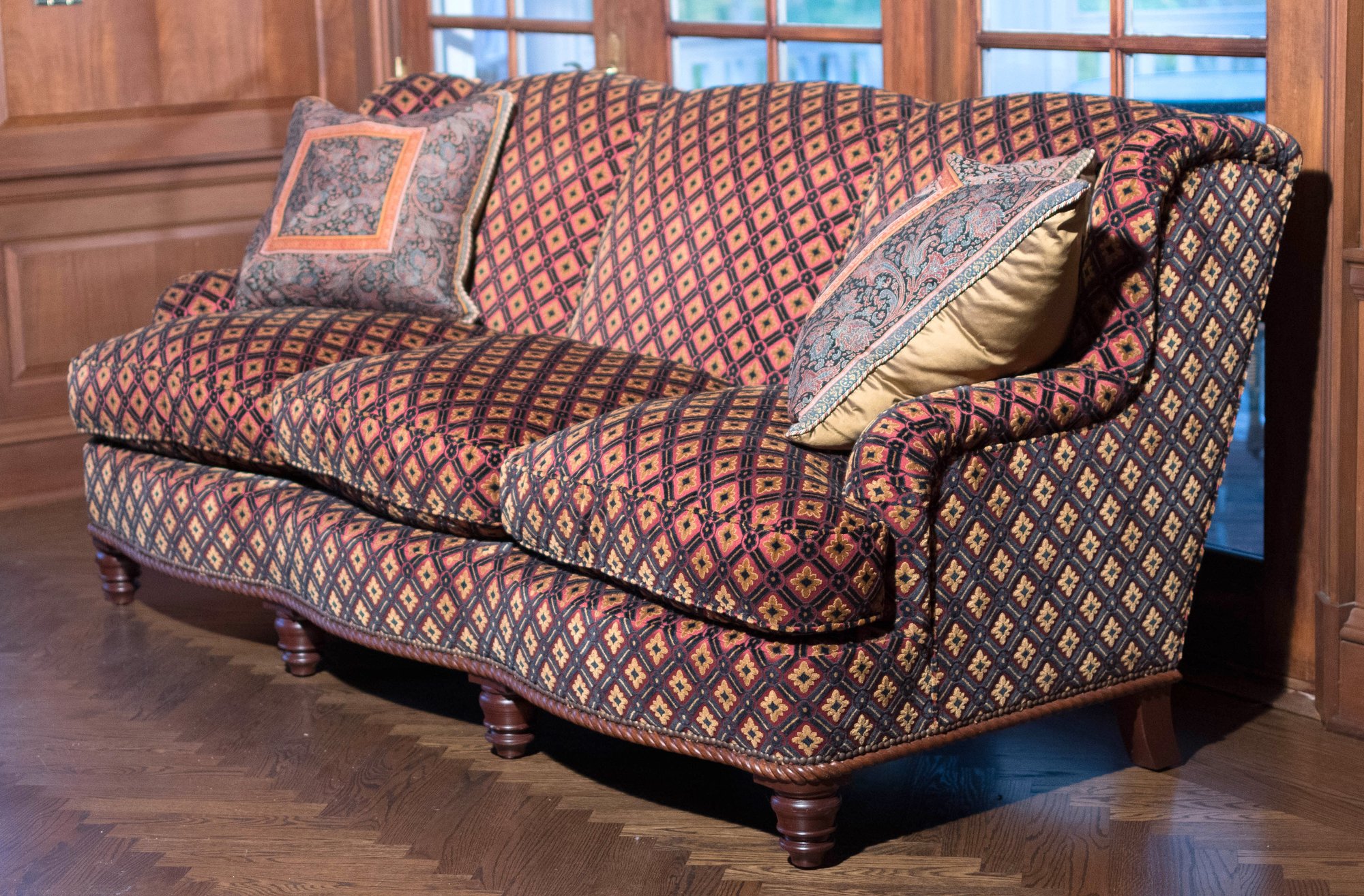 Decorator Custom Upholstered Wingback Couch (CTF40) #43411 ...