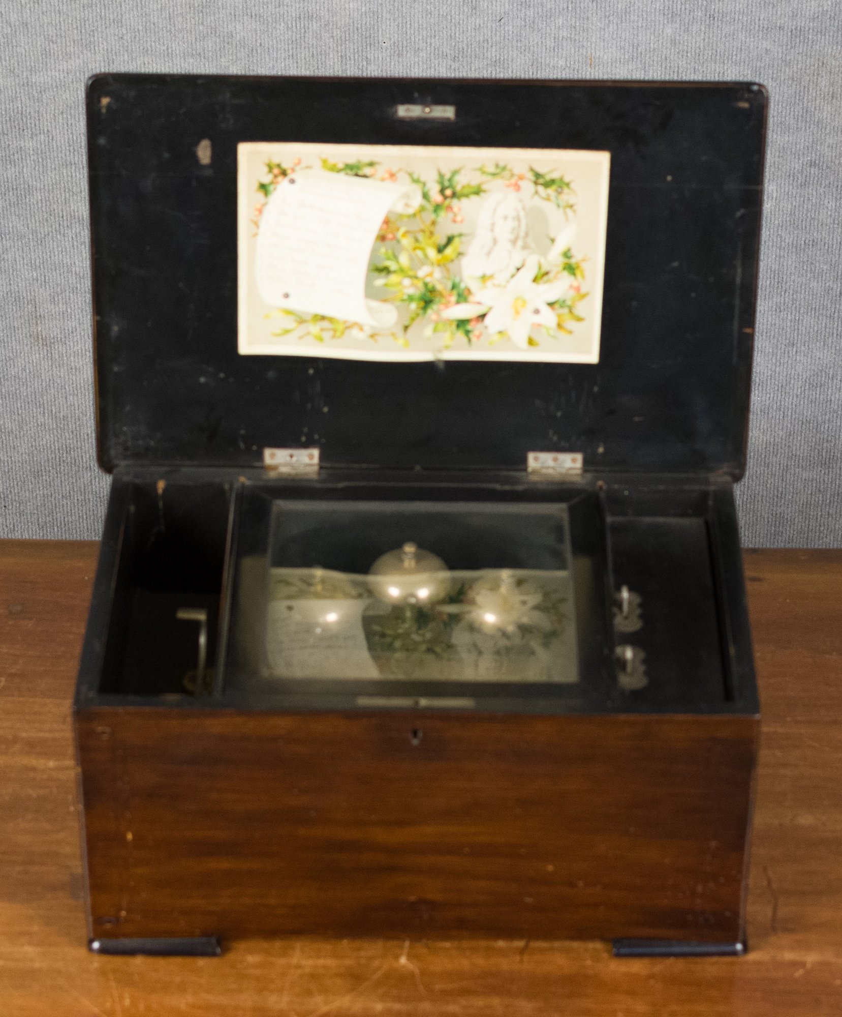 Antique Eight Tune Swiss Music Box (CTF20) #52601 | Auctionninja.com