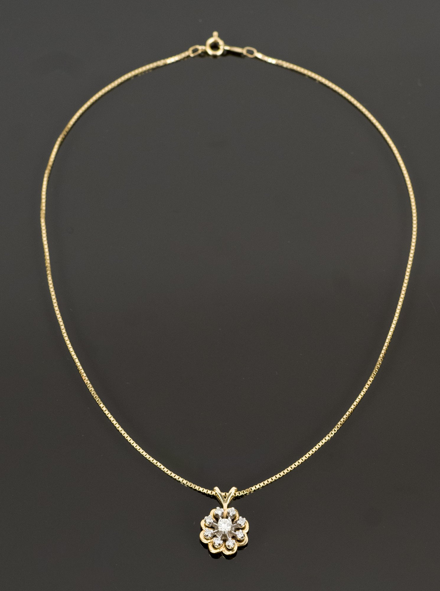 14k Gold Diamond Daisy Pendant & Chain (CTF10) #44533 | Auctionninja.com