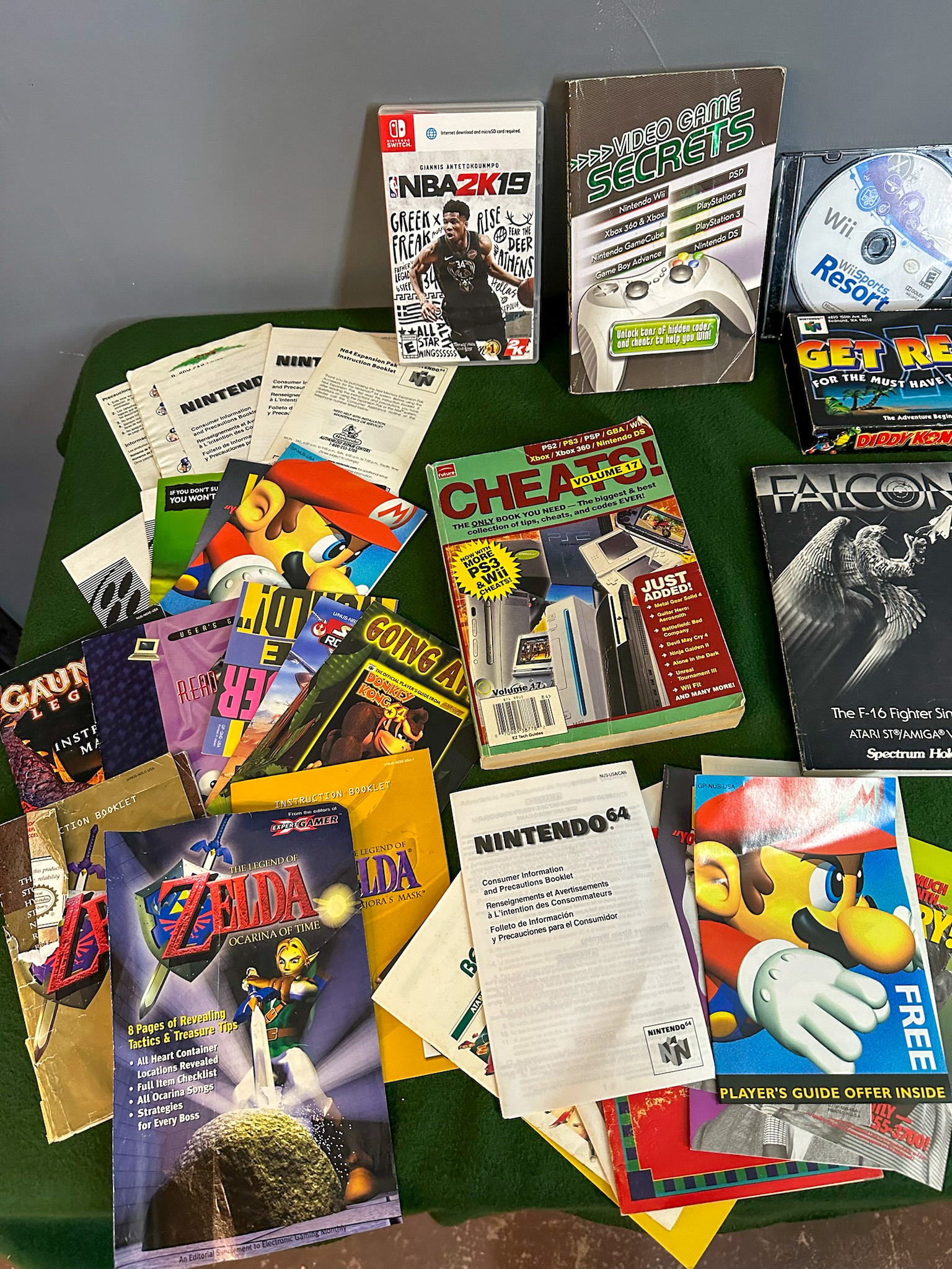 Vintage Nintendo & Video Game Collection: Zelda, Atari, Wii, N64 #10322 ...