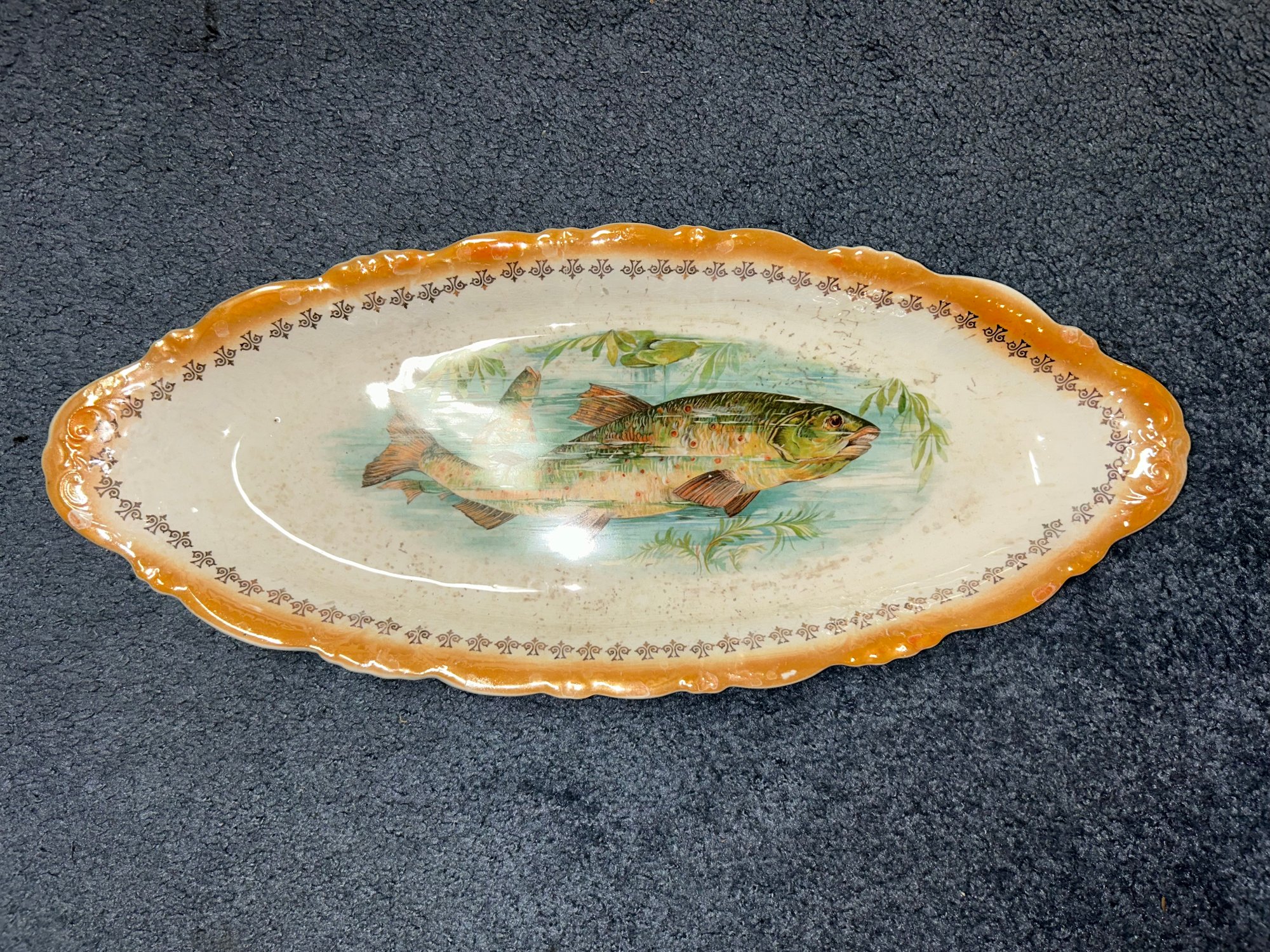 Vintage Imperial China Fish Plate #33749 | Auctionninja.com