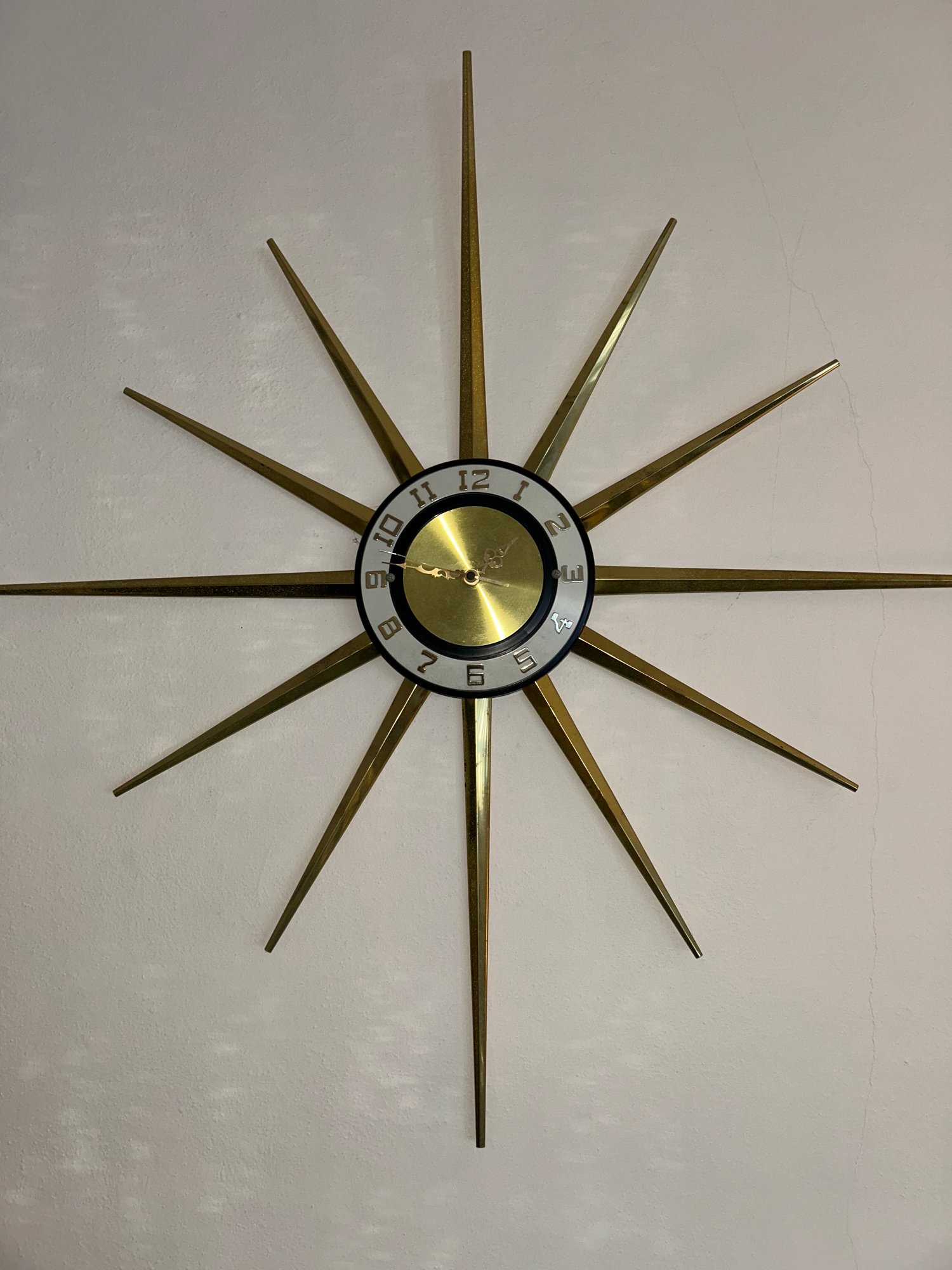 Mid Century Starburst Wall Clock #35413 | Auctionninja.com