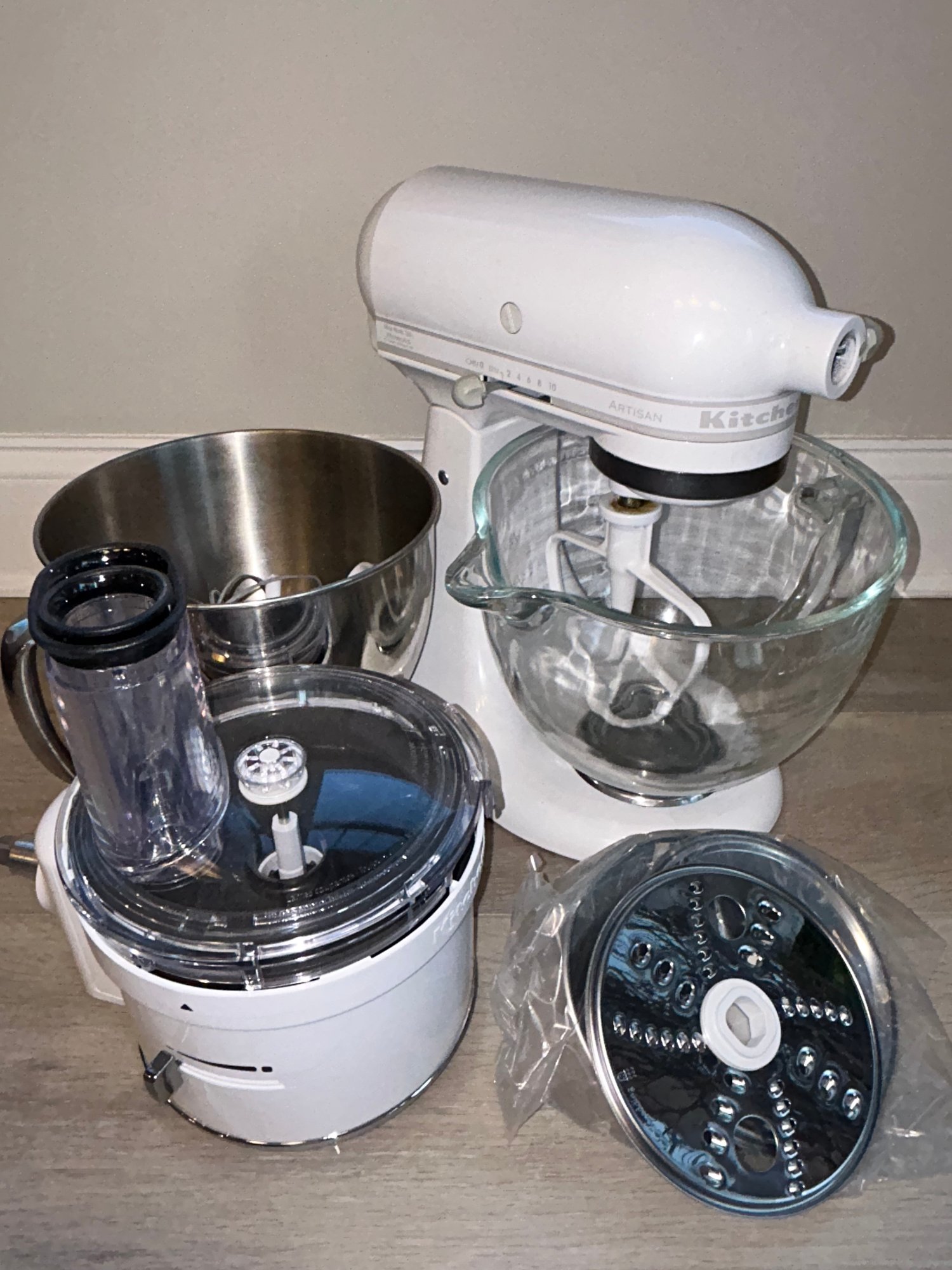 Kitchen Aid Stand Mixer With Extra Attachments #35816 | Auctionninja.com