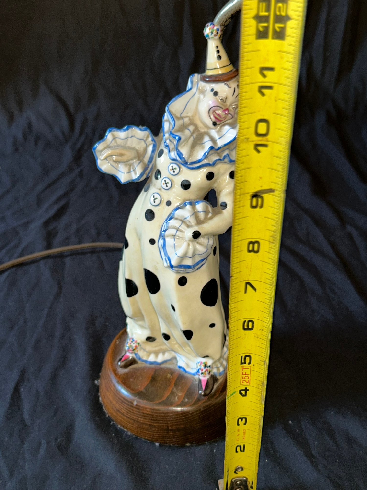 Vintage Porcelain Clown Lamp #43192 | Auctionninja.com