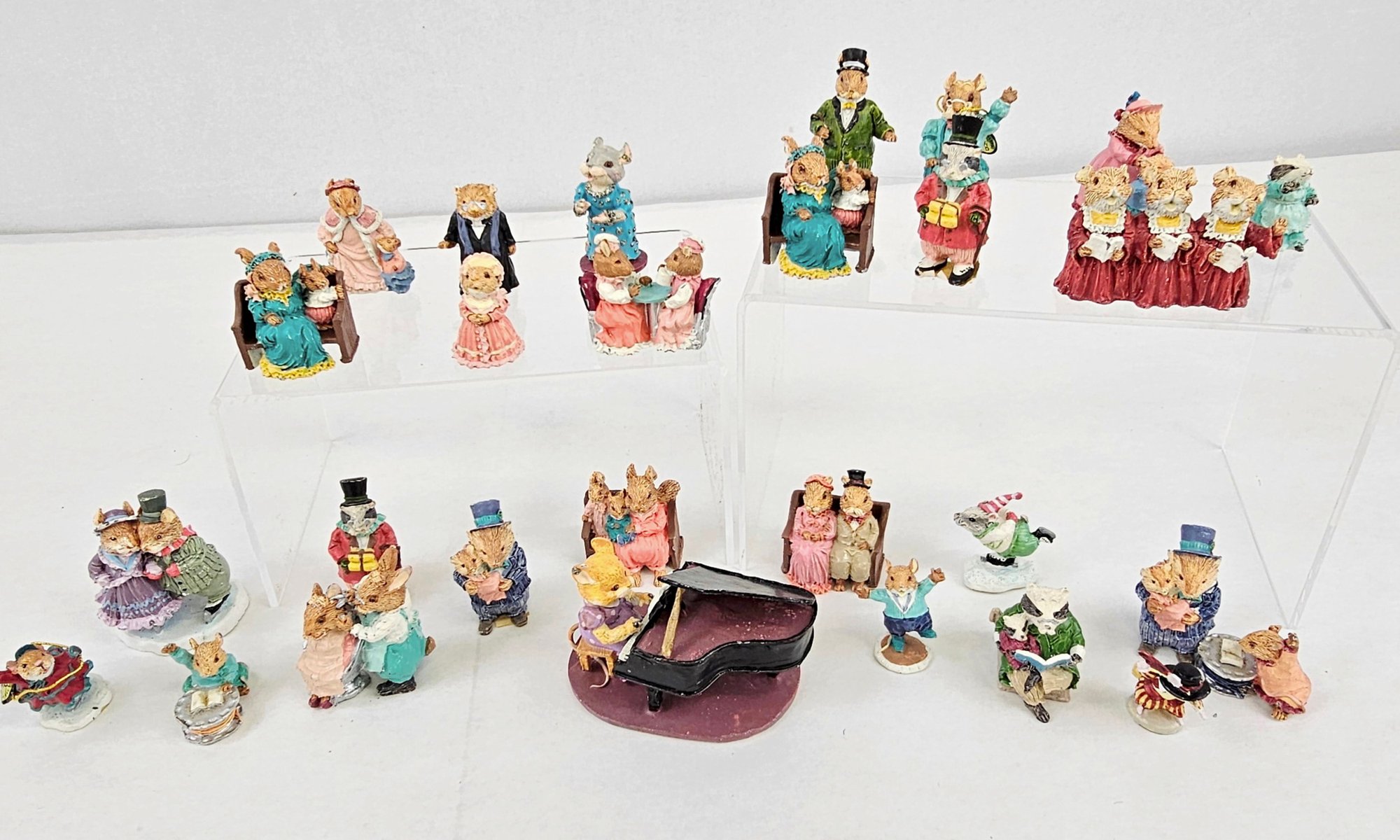 27, Solid Cast Metal Mice Figures, Enesco #2565 | Auctionninja.com