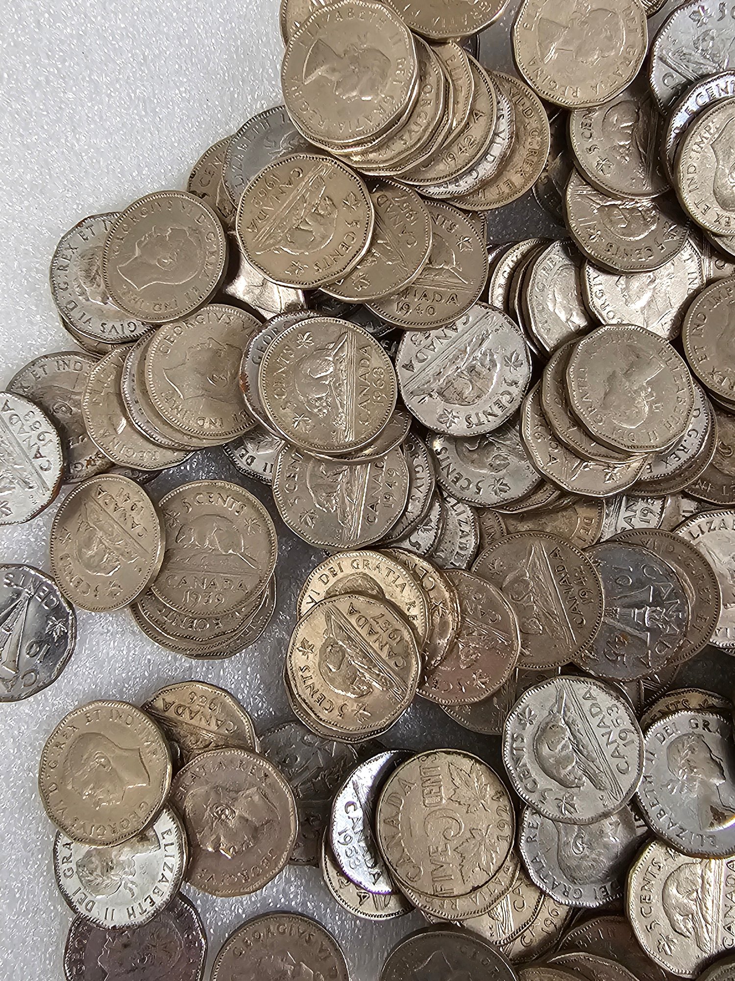 235 Canadian V Nickle & Beaver Nickle Lot - 1940s And 50s #4450 ...