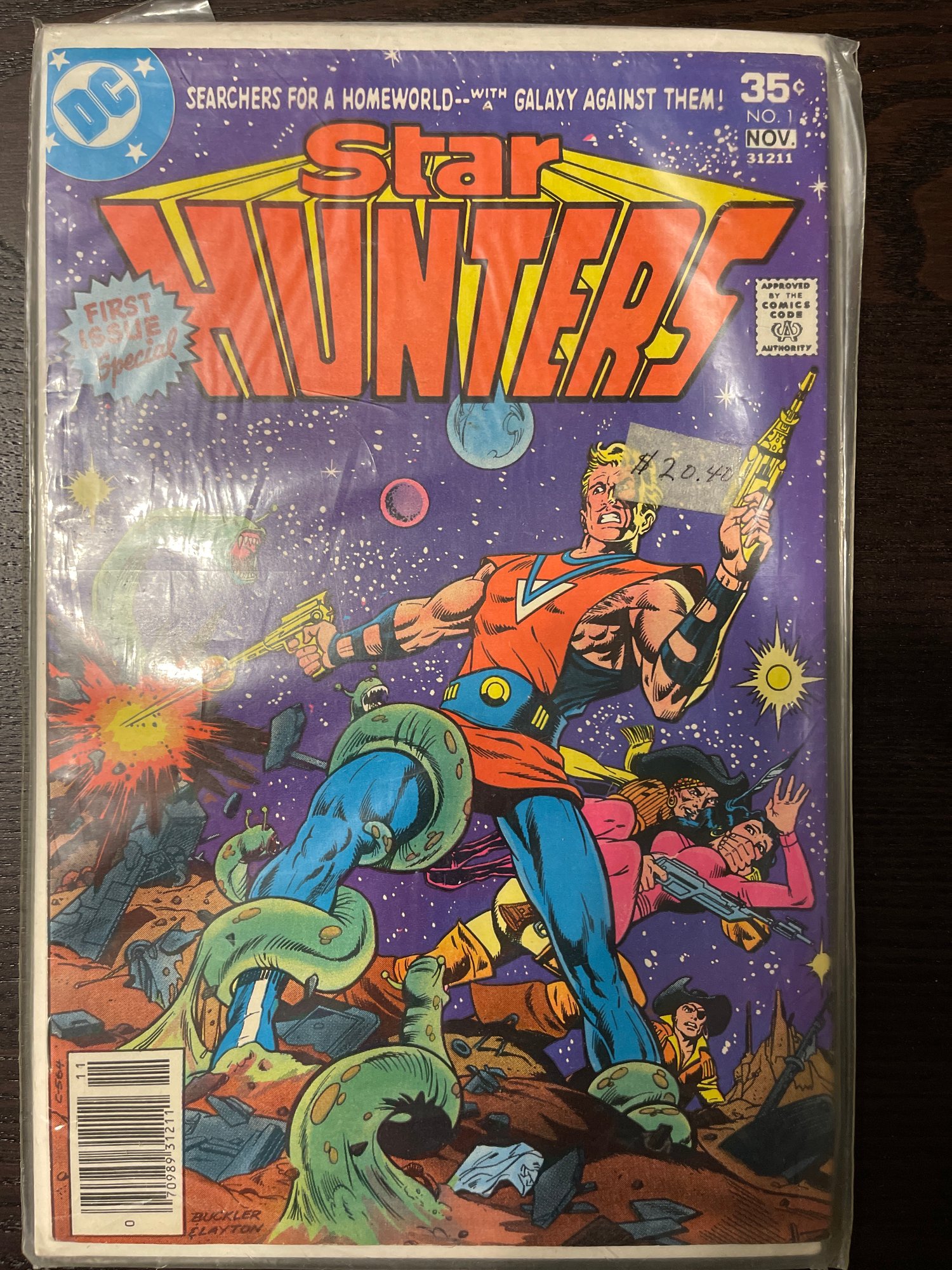 DC Comics STAR HUNTERS #1 Nov 1977 #3956 | Auctionninja.com