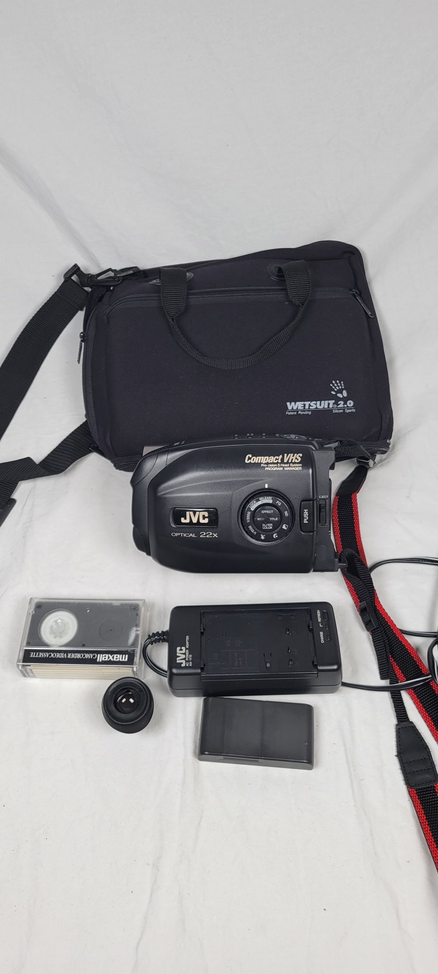 JVC Compact VHS GR-AX430U COMPACT VHS-C T #6361 | Auctionninja.com