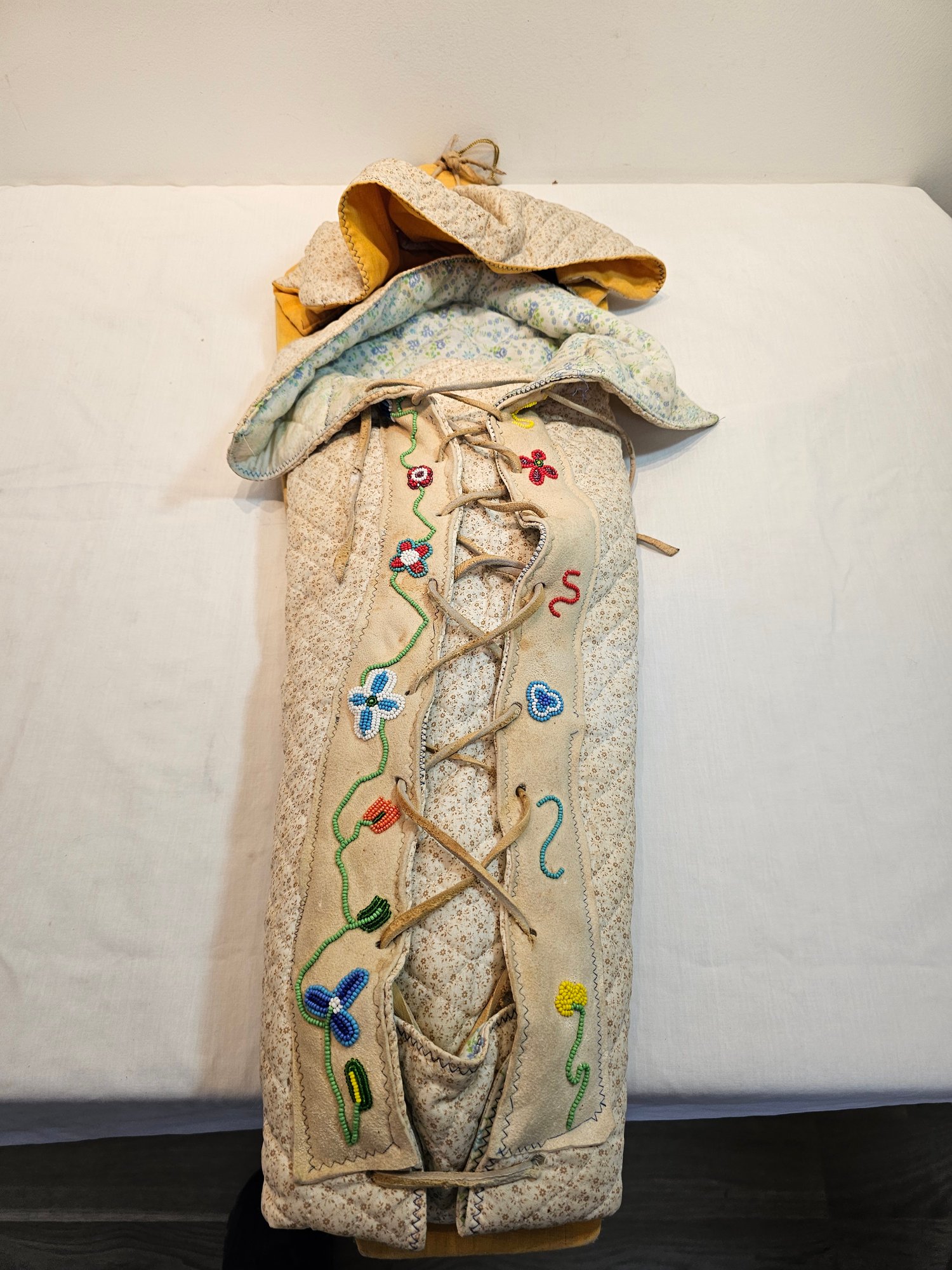 Handmade Native American Swaddling Cradle #6757 | Auctionninja.com