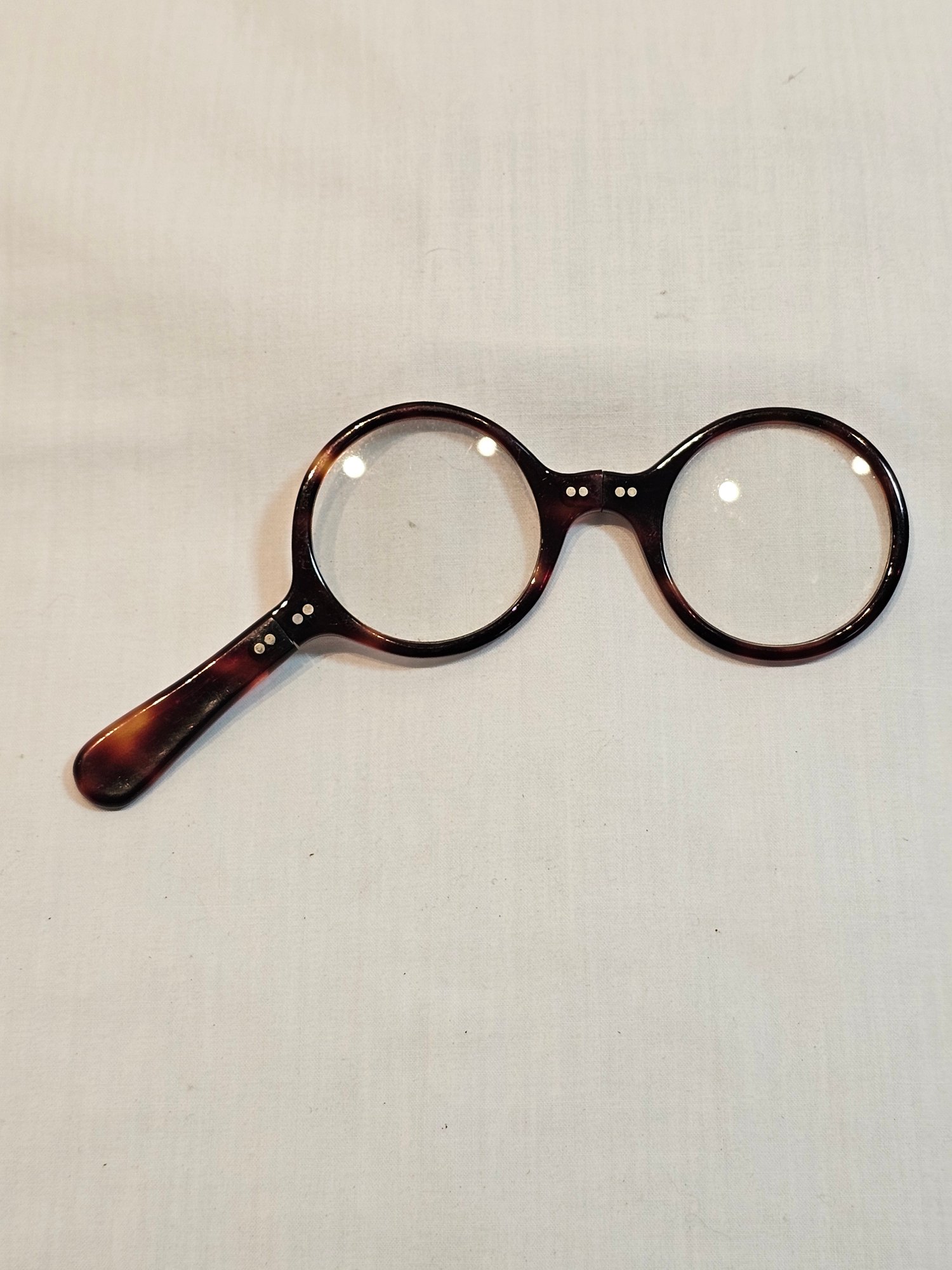 Vintage Folding Spectacles #6937 | Auctionninja.com