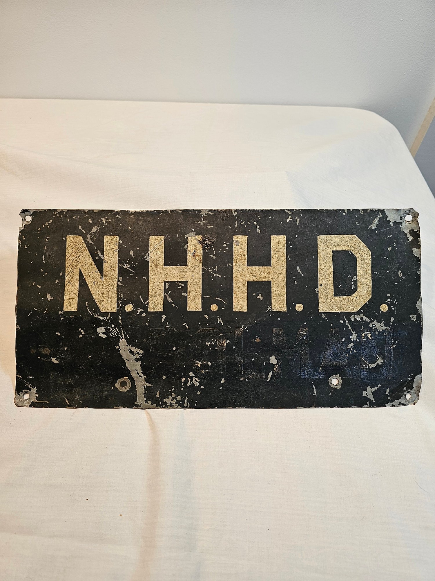 First Edition Of NH State Police Plate #9175 | Auctionninja.com