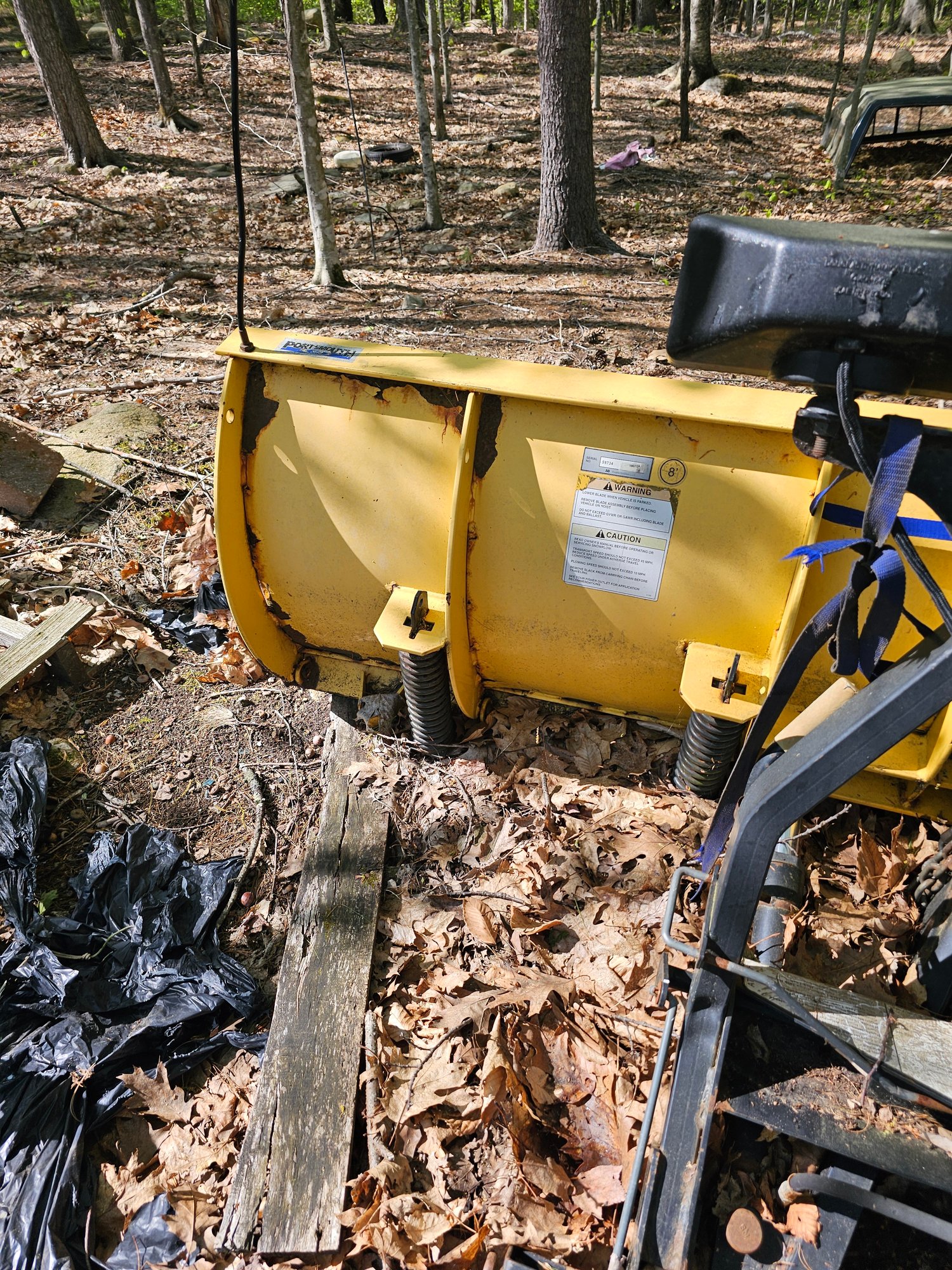Fisher 8 Foot 3 Plug Plow #10051 | Auctionninja.com