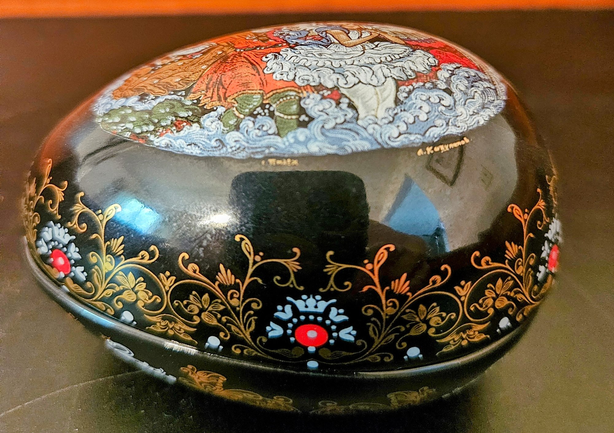 Palekh Tianex Porcelain Russian Fairy Tale Gold Gilt Egg Music Trinket ...