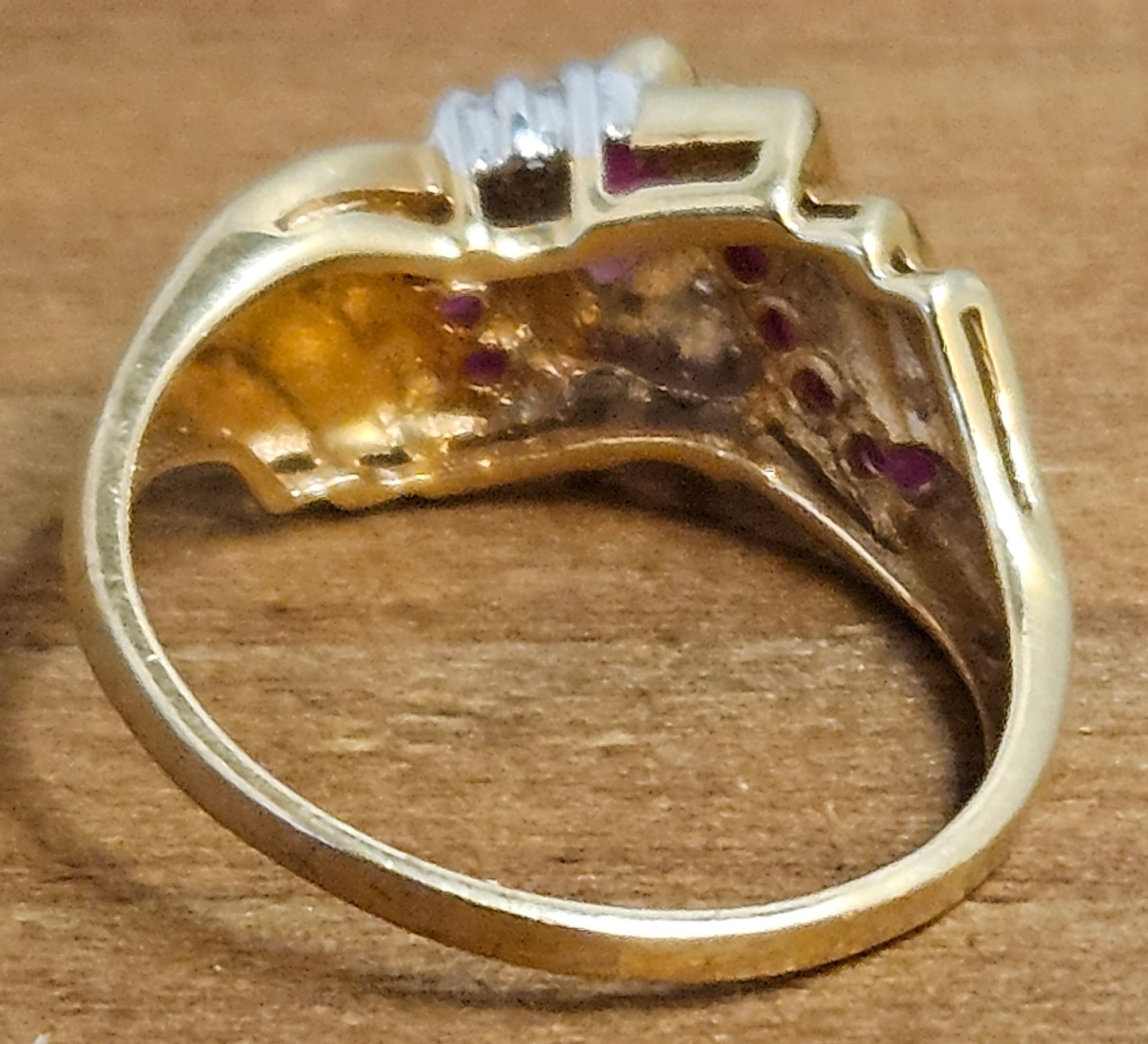 10k Yellow Gold Ruby And Diamond Ring 2.56g Size 7 #18895 ...