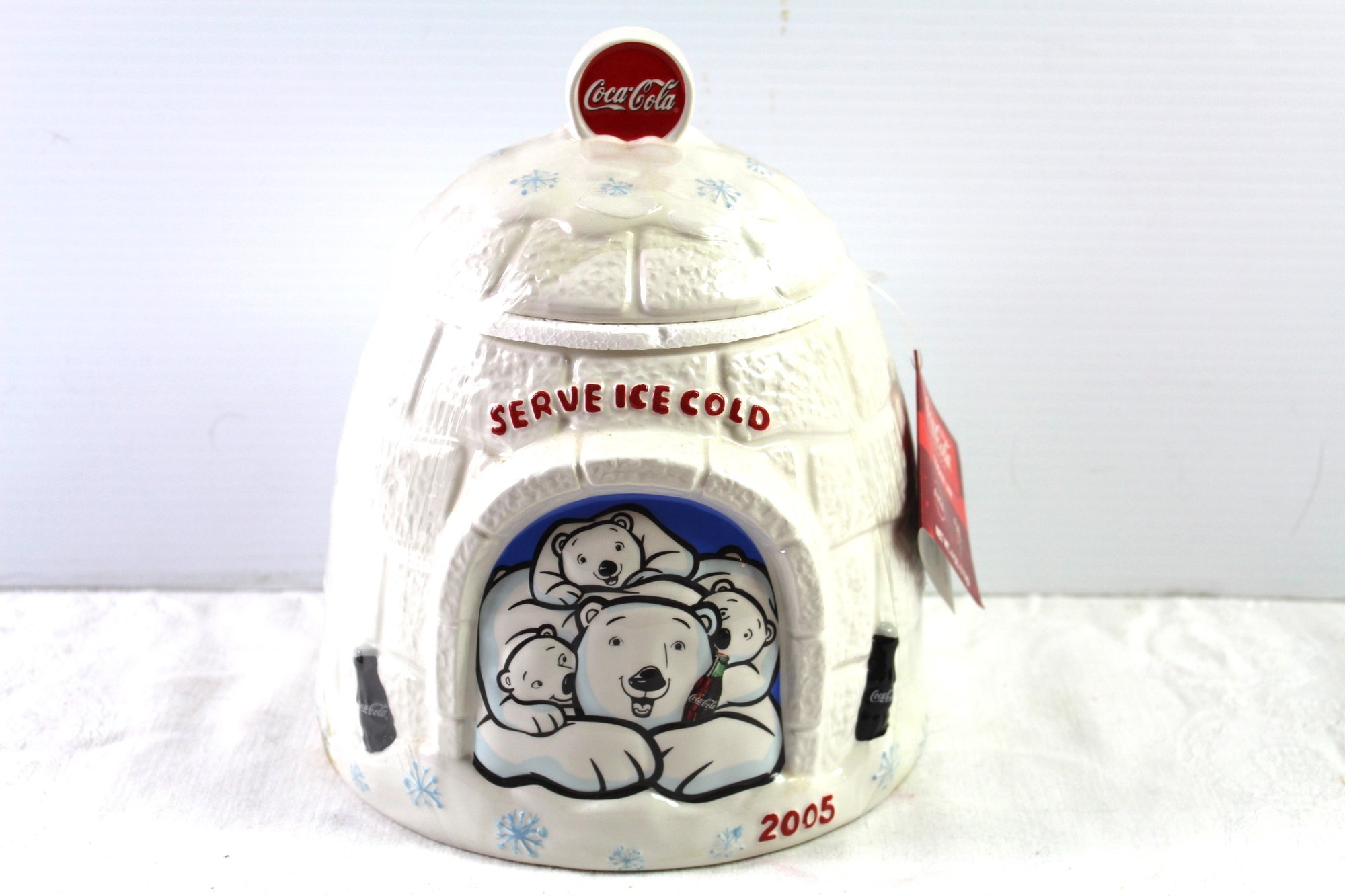 2005 Coca-Cola Cookie Jar, New In Wrapper #22297 | Auctionninja.com