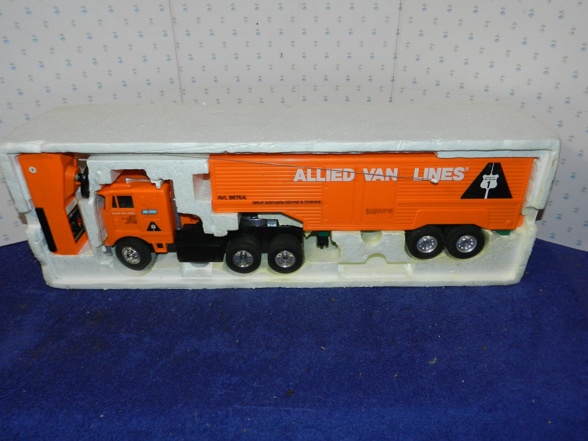 VINTAGE PRO-CISION ALLIED VAN LINES RC REMOTE CONTROL 18 WHEELER TRUCK ...