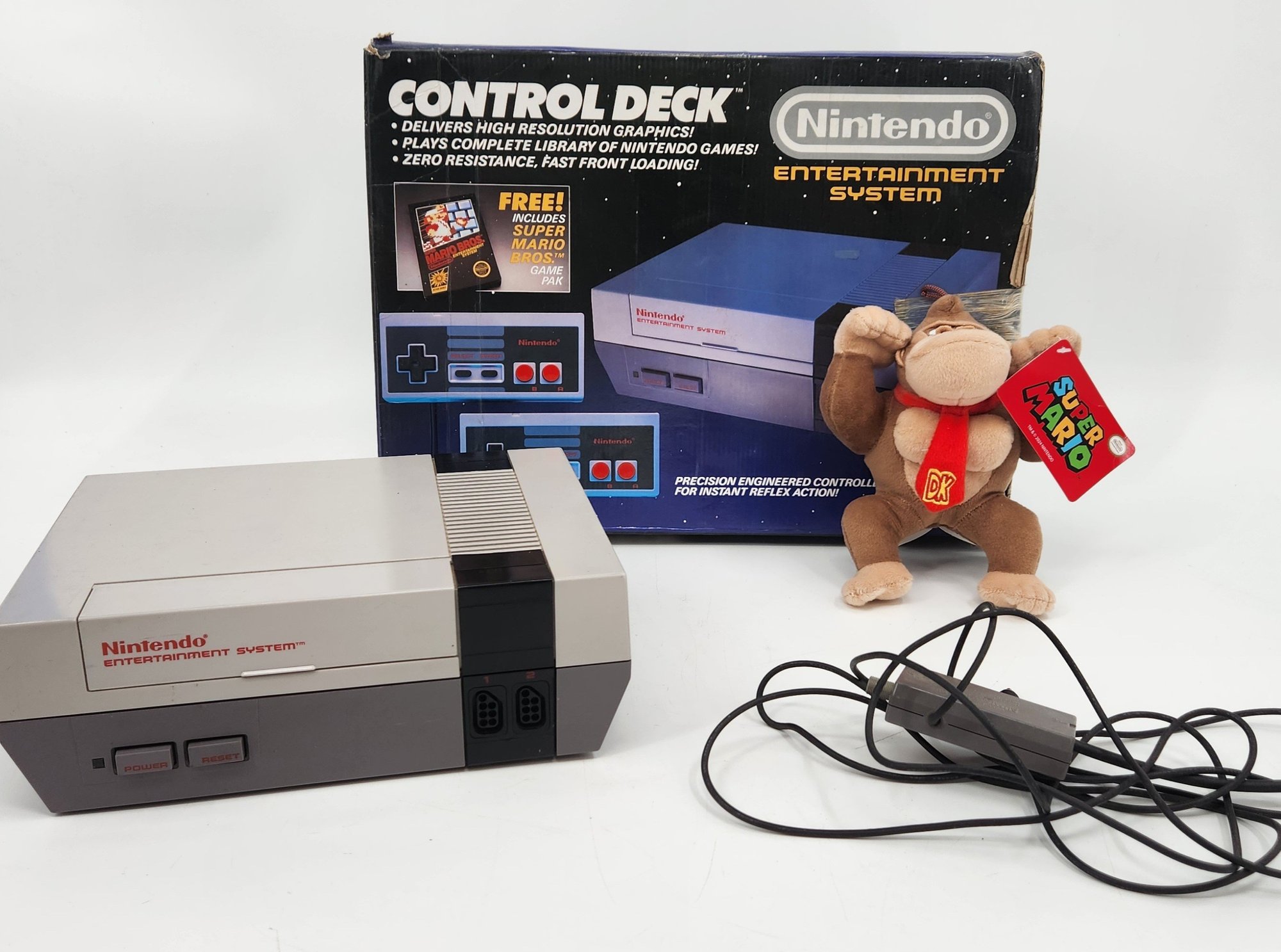 Vintage Nintendo NES Control Deck Console With Original Box & Donkey ...