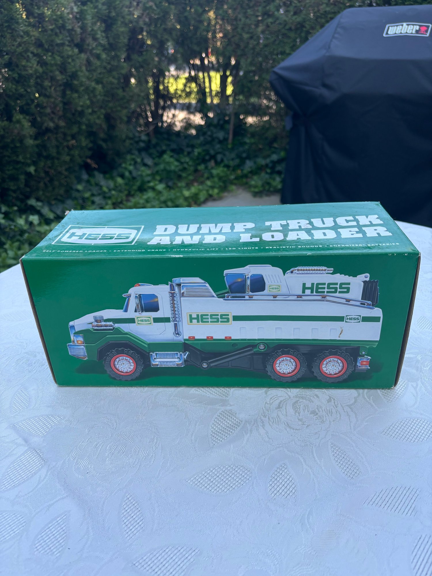 2011 Hess Dump Truck & Loader #1722 | Auctionninja.com