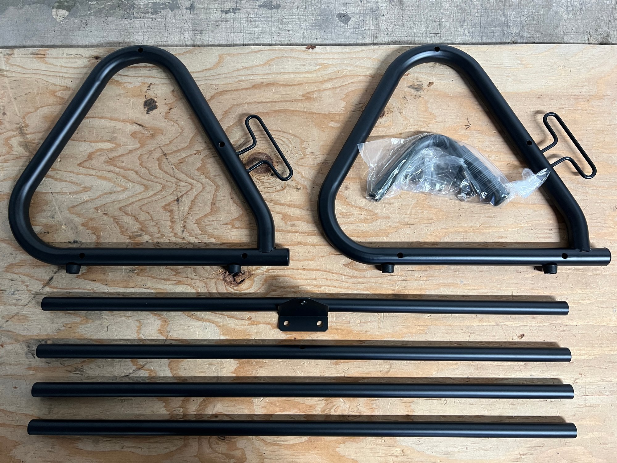 Heat Storm Roll Cage Stand Large (HS-S4) #10290 | Auctionninja.com