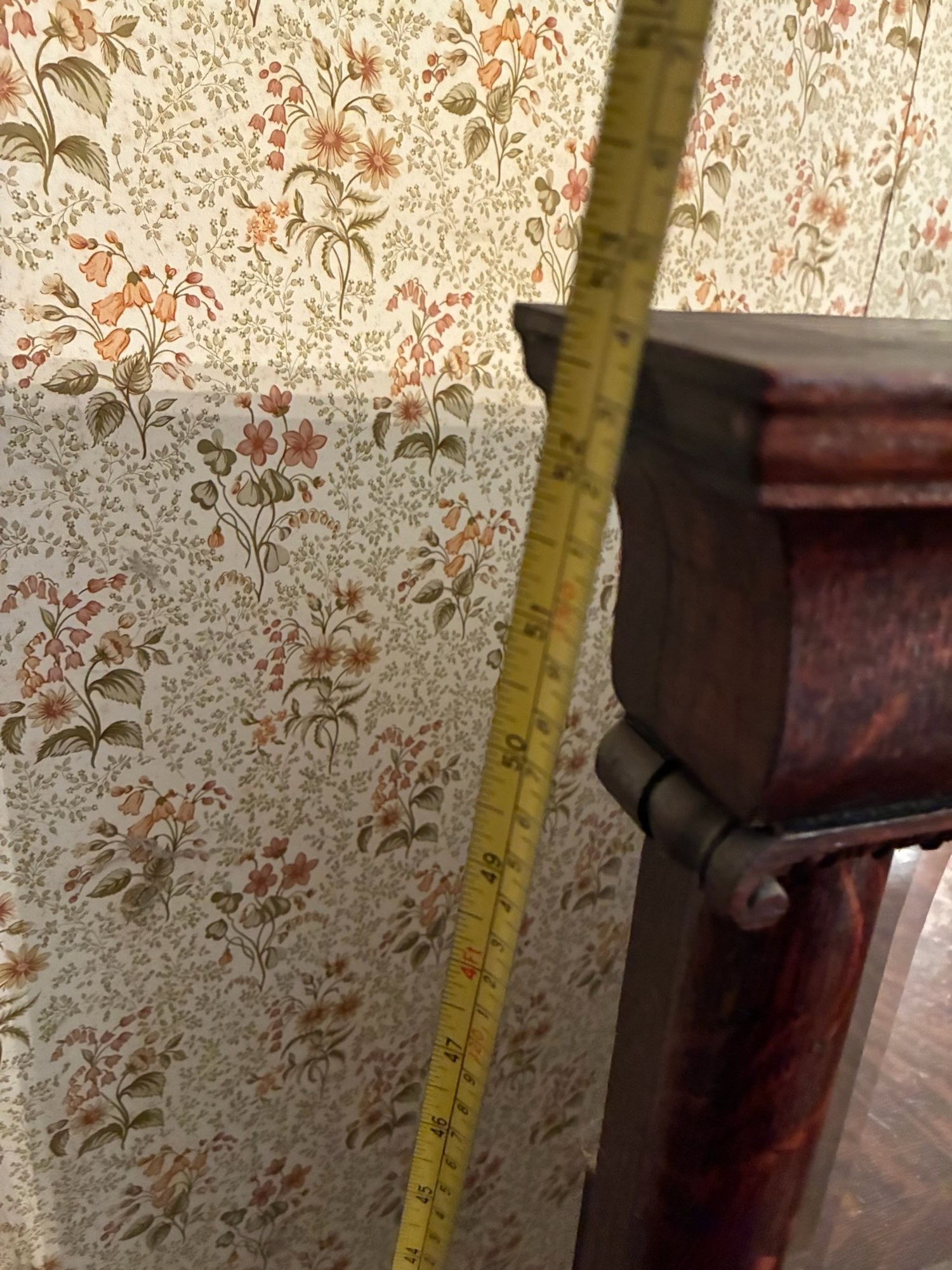 Tiger Maple Buffet Server #2140816 | Auctionninja.com