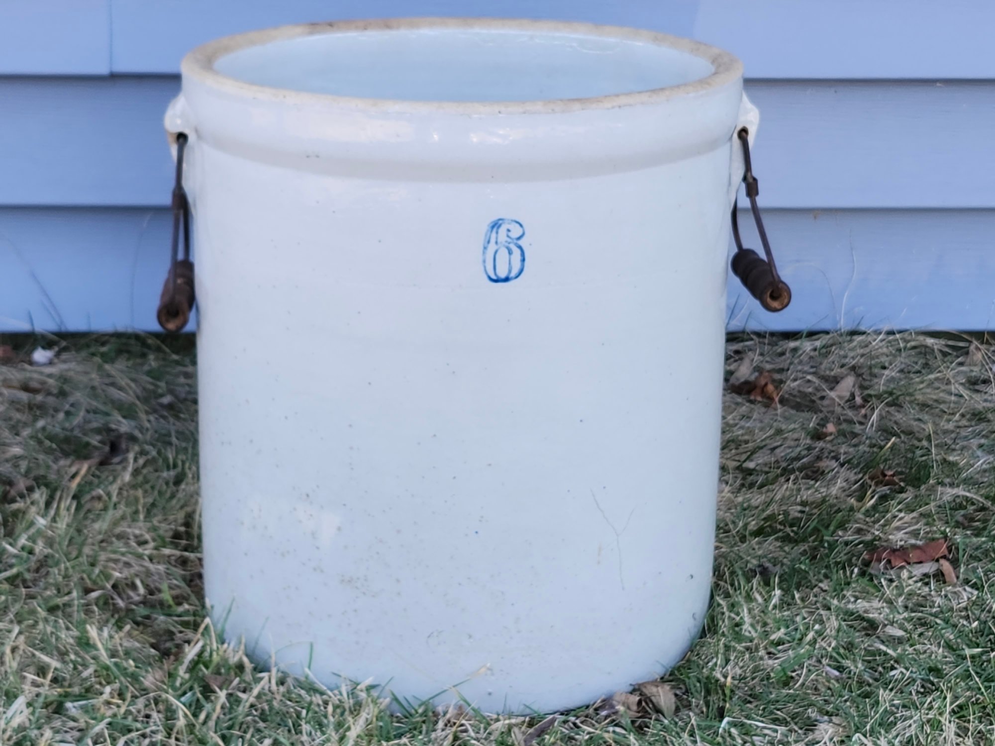 Stoneware 6-Gallon Handled Crock #2082596 | Auctionninja.com