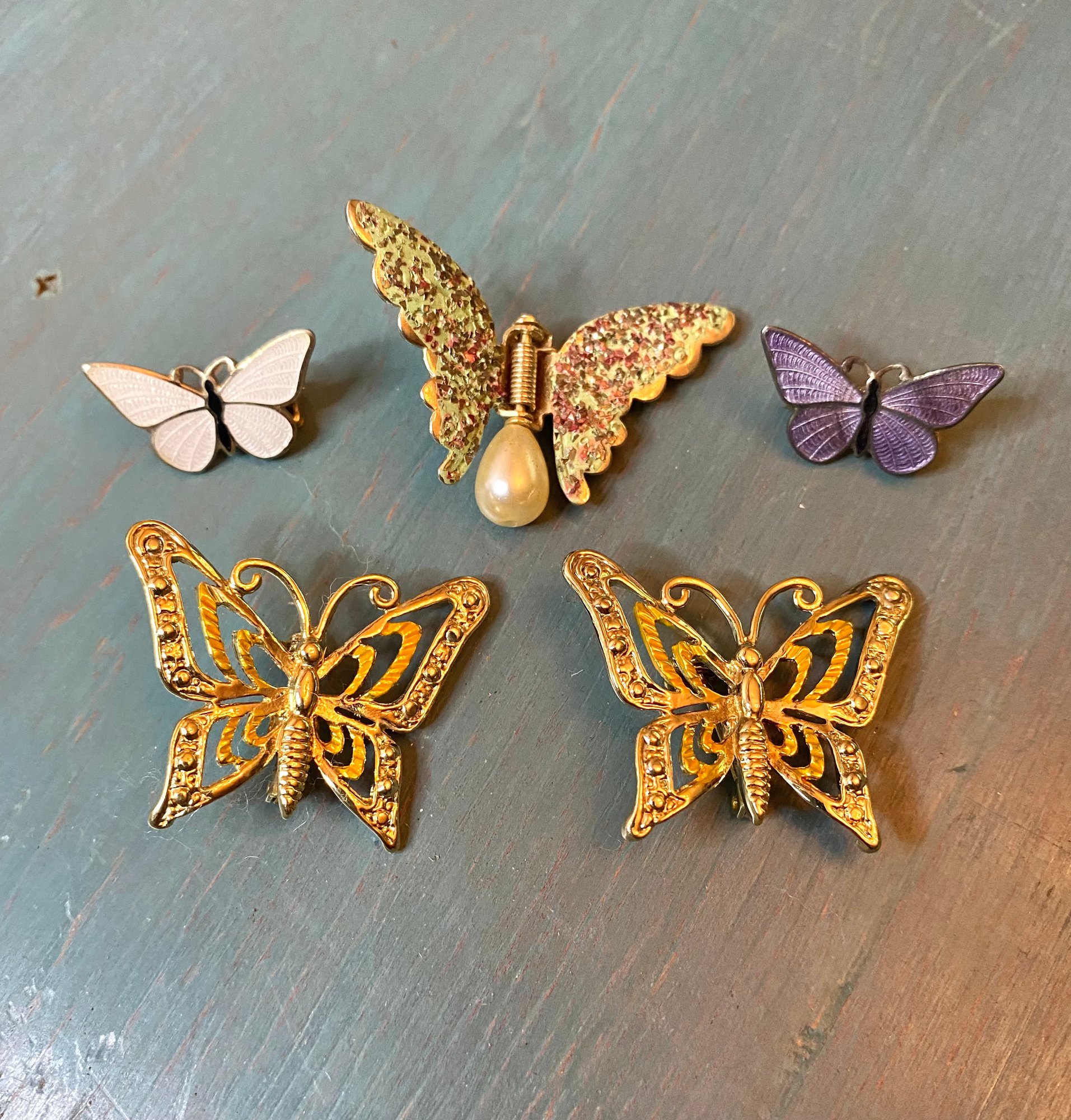 Vintage Butterfly Pins #18634 | Auctionninja.com
