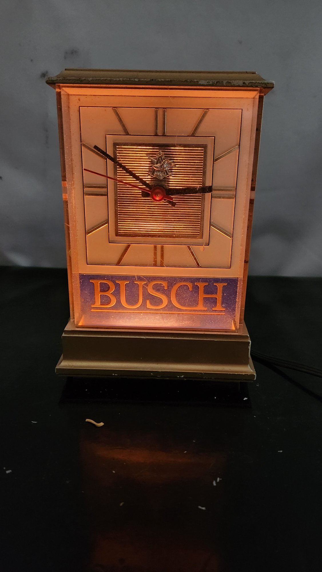 Vintage Lighted Busch Clock #3324 | Auctionninja.com
