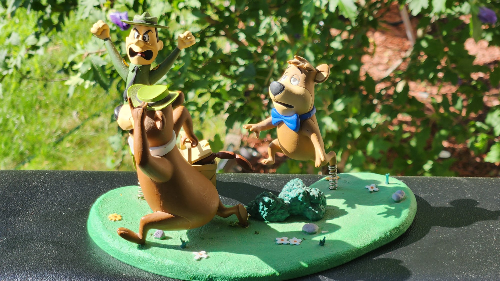 McFarlane Toys Hanna Barbara Series Yogi, Boo Boo And Ranger Smith ...