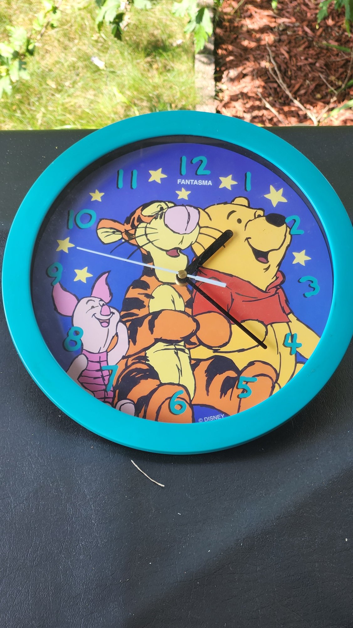 Winnie The Pooh Battery Operated Wall Clock #10589 | Auctionninja.com
