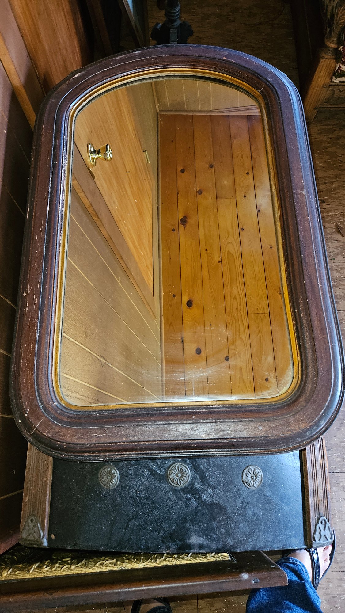 Antique Coffin Mirror #20422 | Auctionninja.com