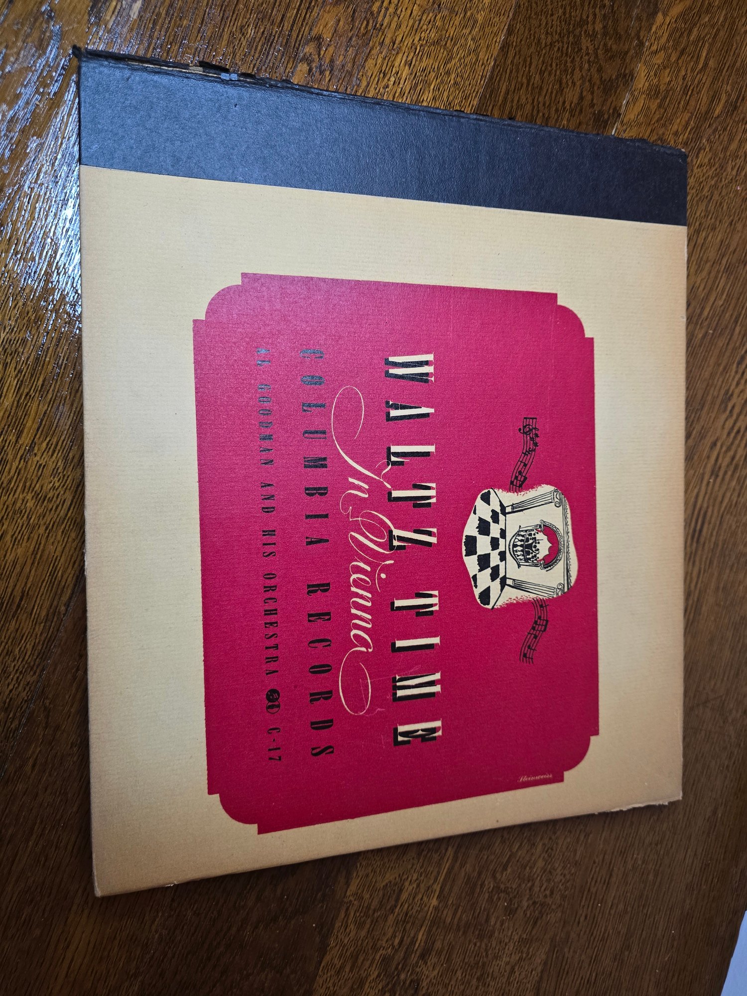 Vinyl Records Lot #6 Mostly Waltz #2026565 | Auctionninja.com