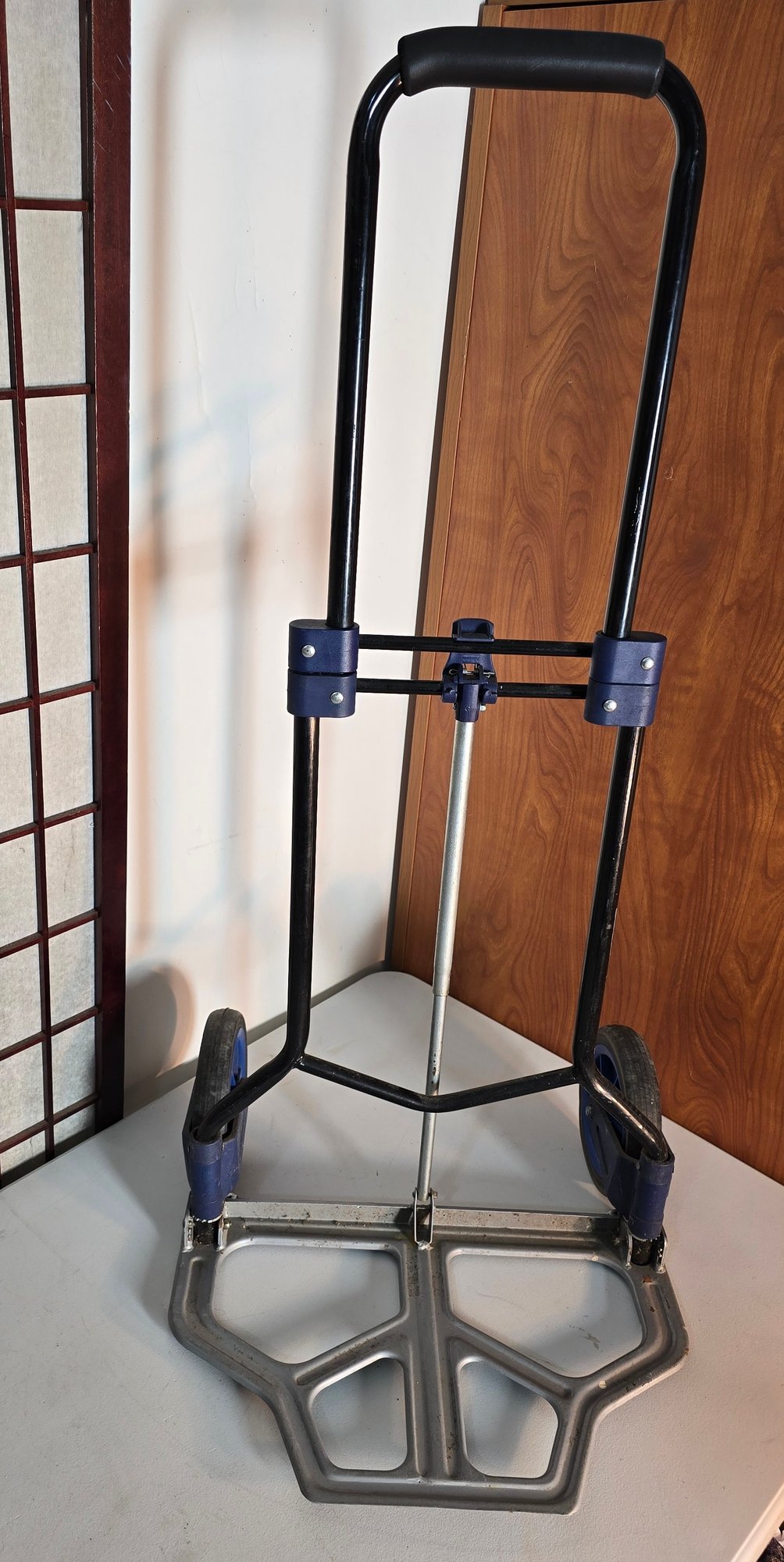 Folding Caddy/moving Cart #2048684 | Auctionninja.com