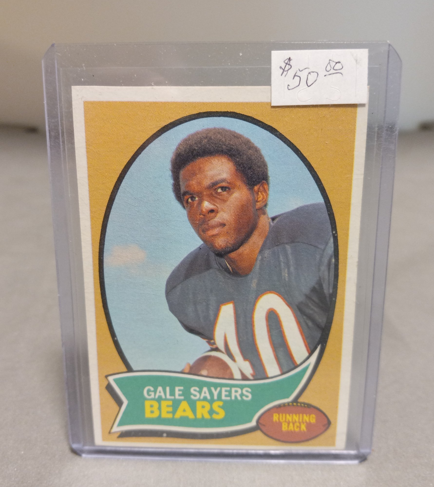 1970 HOFer Gale Sayers Football Card #2201817 | Auctionninja.com