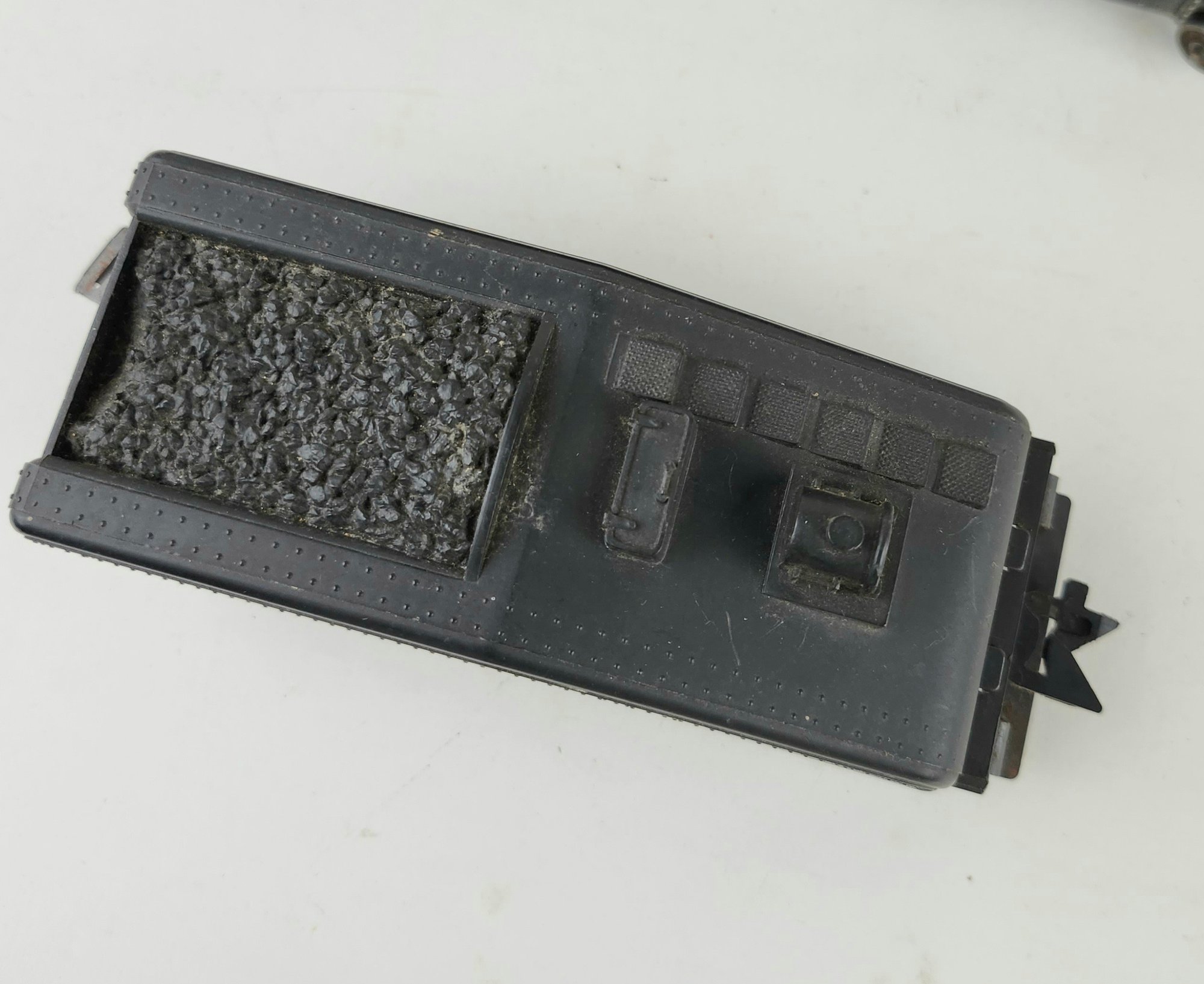 Marx 666 Locomotive And Tender #2212660 | Auctionninja.com