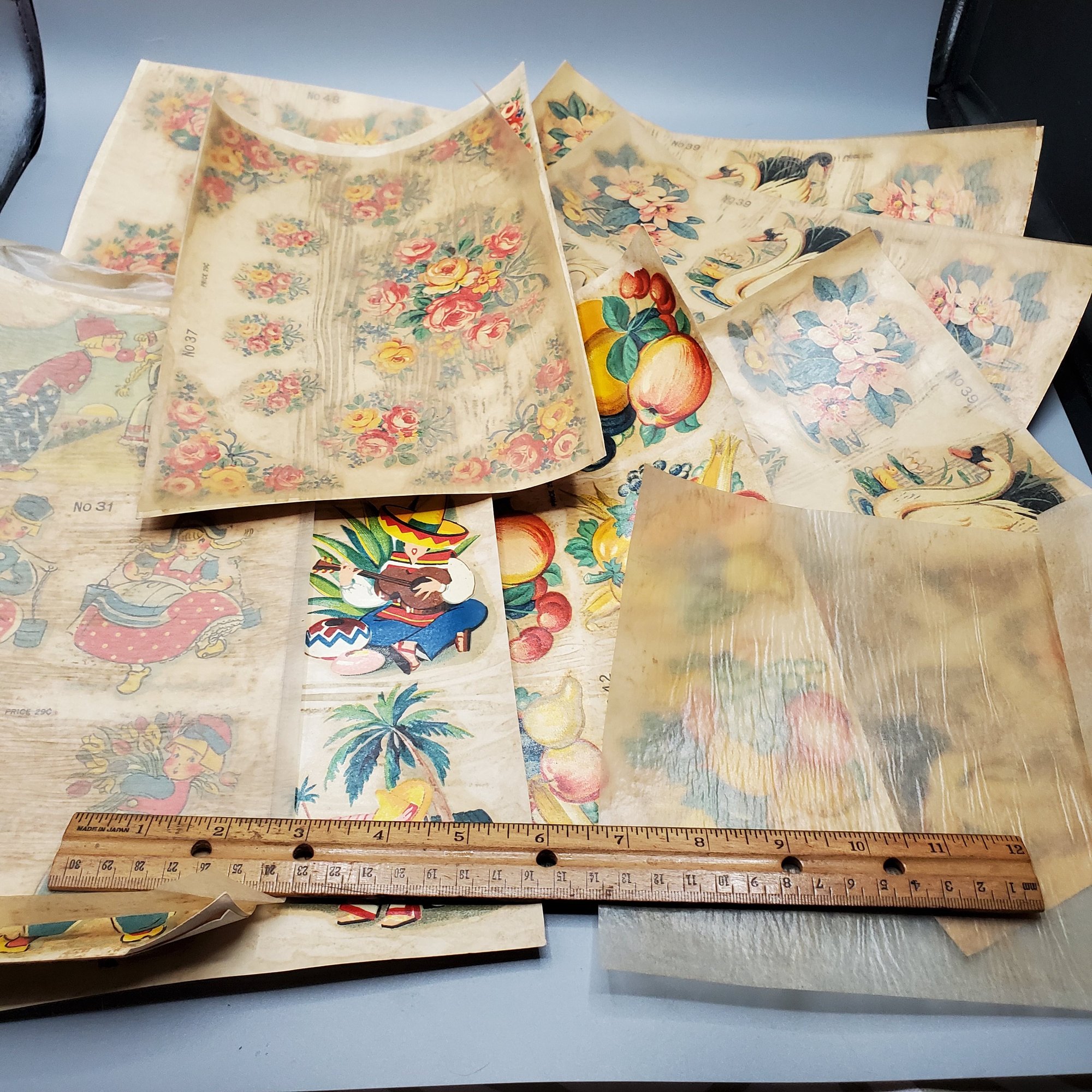 SET OF VINTAGE DECAL SHEETS #2231884 | Auctionninja.com