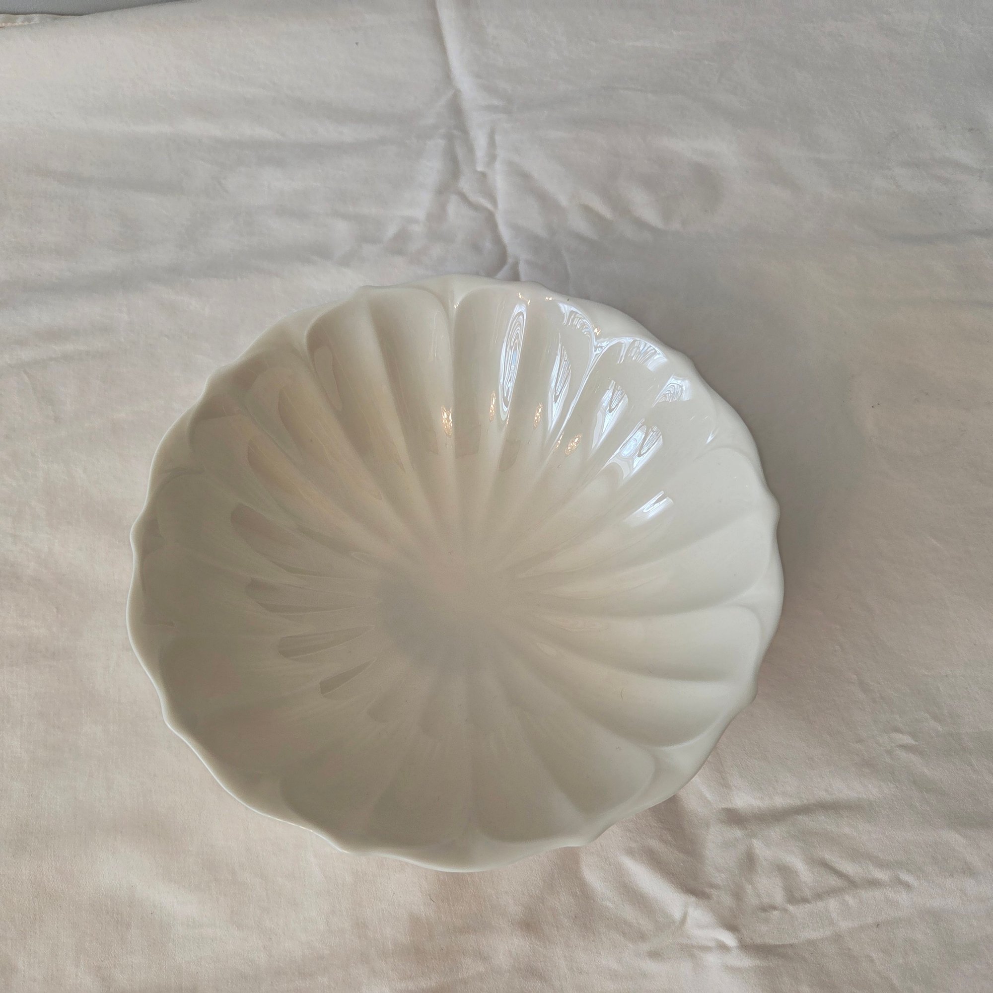 Lenox Fluted Porcelain Pedestal Bowl (2 Of 2) #2264217 | Auctionninja.com