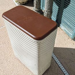 VINTAGE WICKER CLOTHES HAMPER / LAUNDRY BASKET MID CENTURY #18199 ...