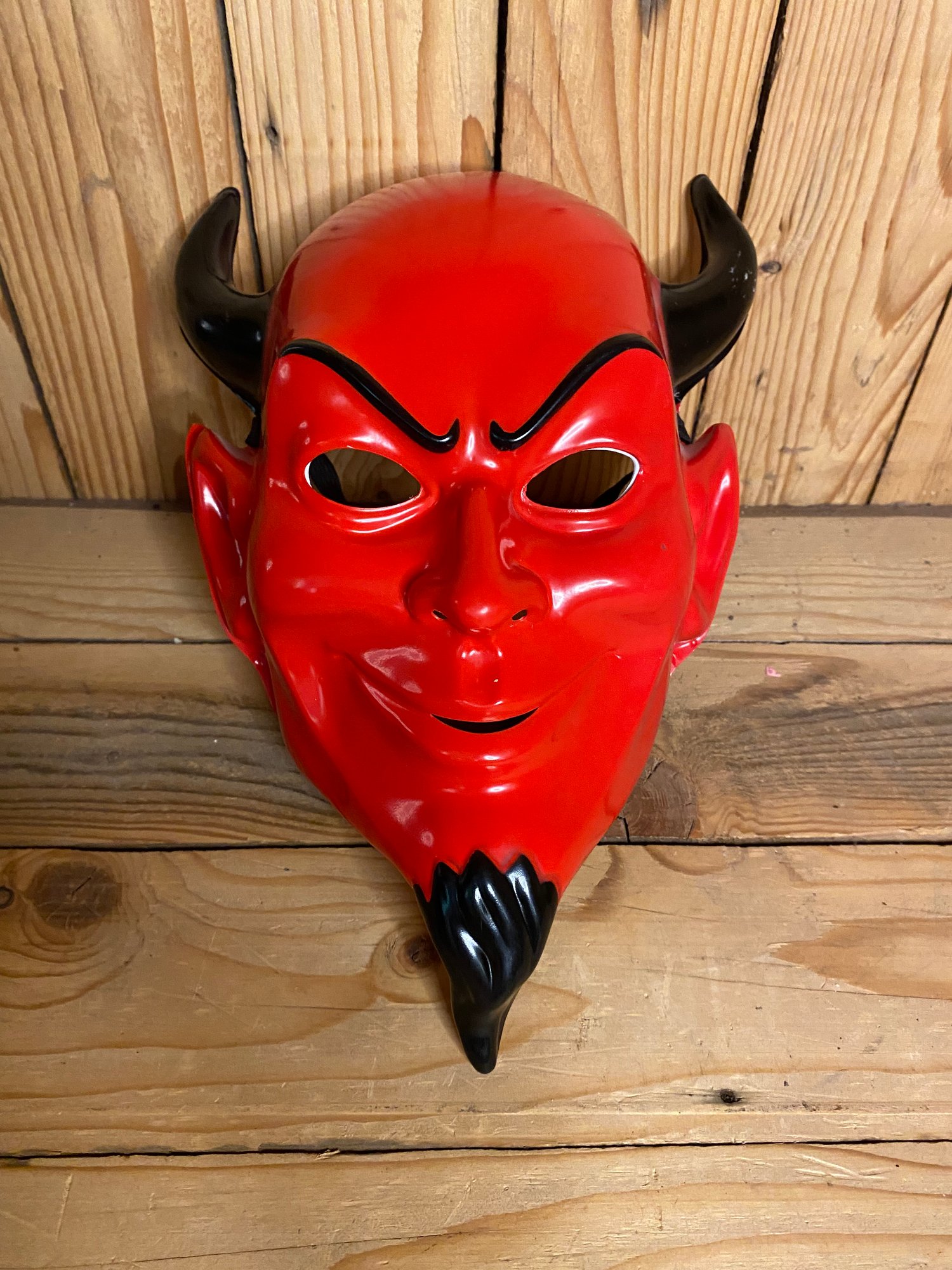 Awesome Vintage Red Devil Face Mask #7770 | Auctionninja.com