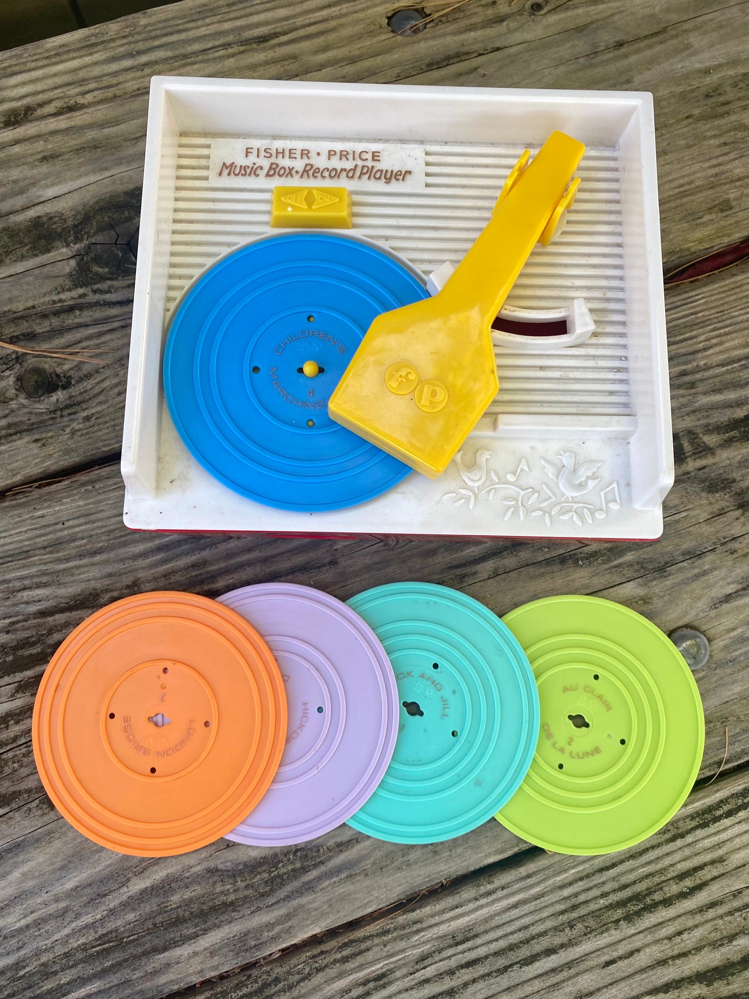 Fisher Price Record Player #16838 | Auctionninja.com